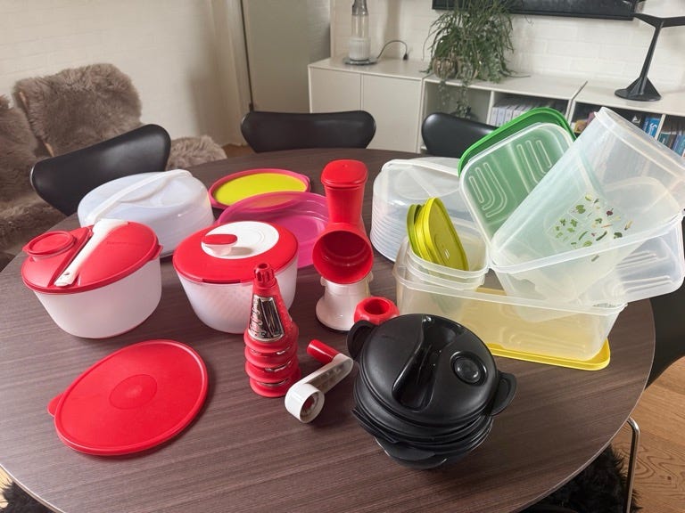 Tupperware rivejern slynge beholdere | DBA