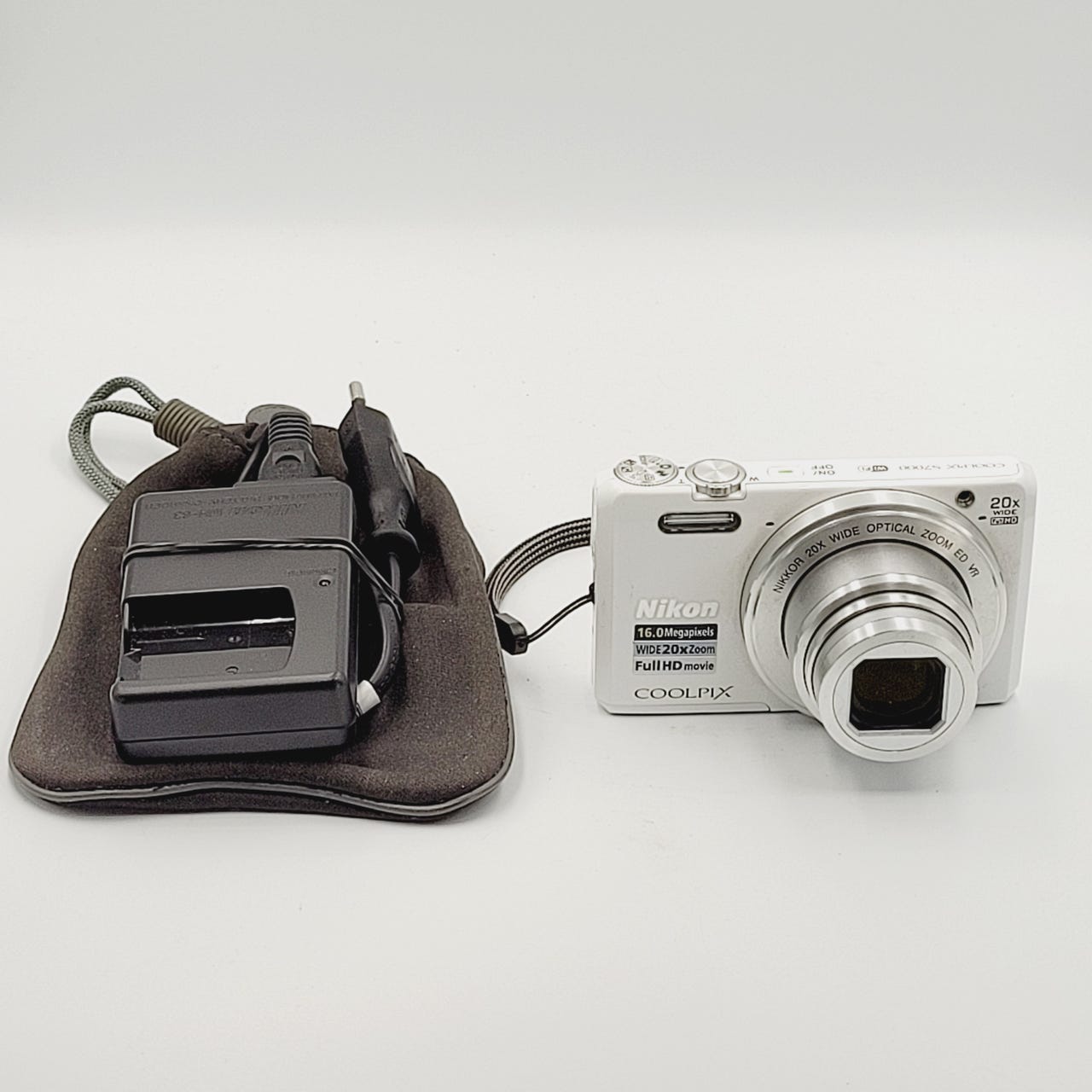 ⭐️· DIGITALKAMERA: Nikon Coolpix S7000 (16.0 Megapixels, 20x Zoom) | DBA