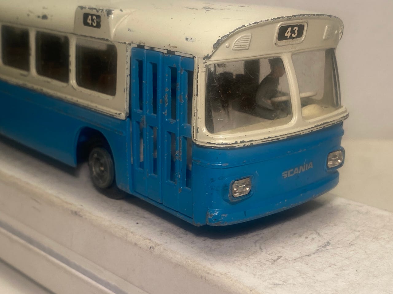 Tekno Scania Bus CR76 - nr 851 | DBA