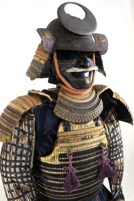 Rustning - Japan - Kinpakuoshi Kiritsuke Kozane To taller Dou Gusoku Samurai ... | DBA