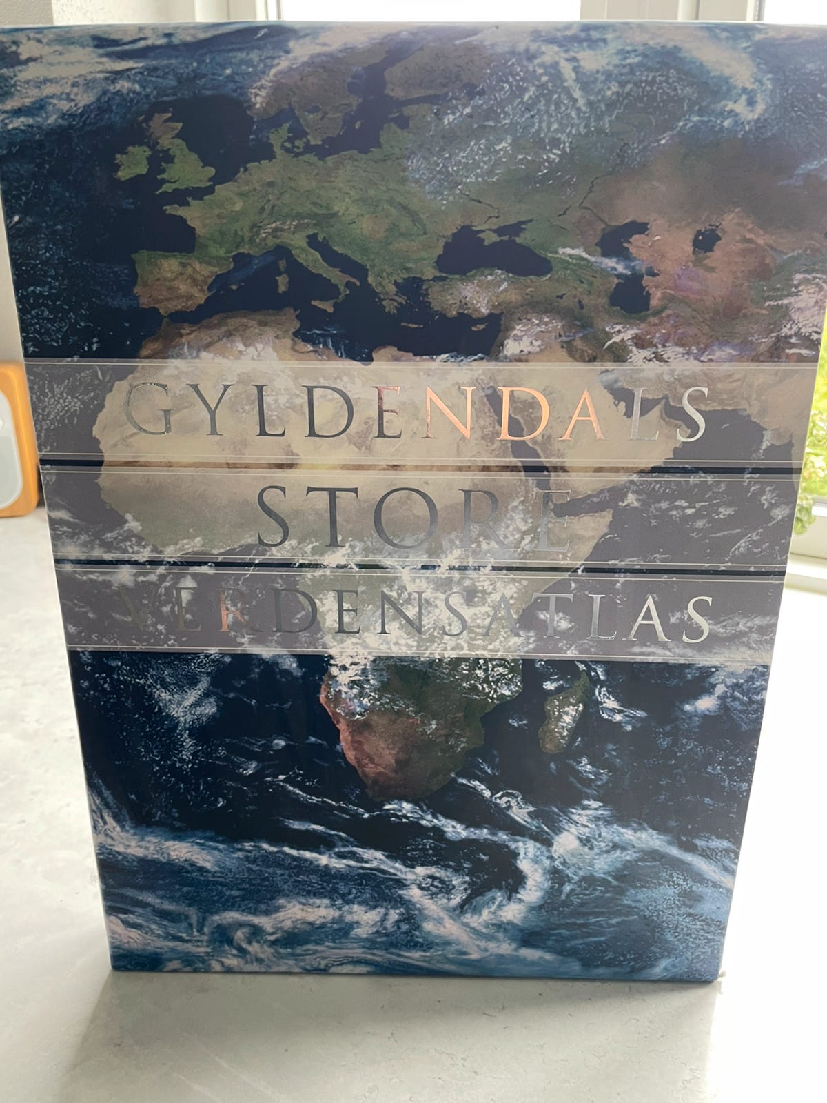 Verdensatlas fra Gyldendal | DBA