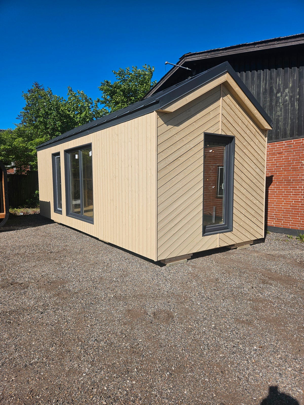 Modulhus til Salg – Fuld Udvendig Installation! På Lager 25m2 + 4m2 ...