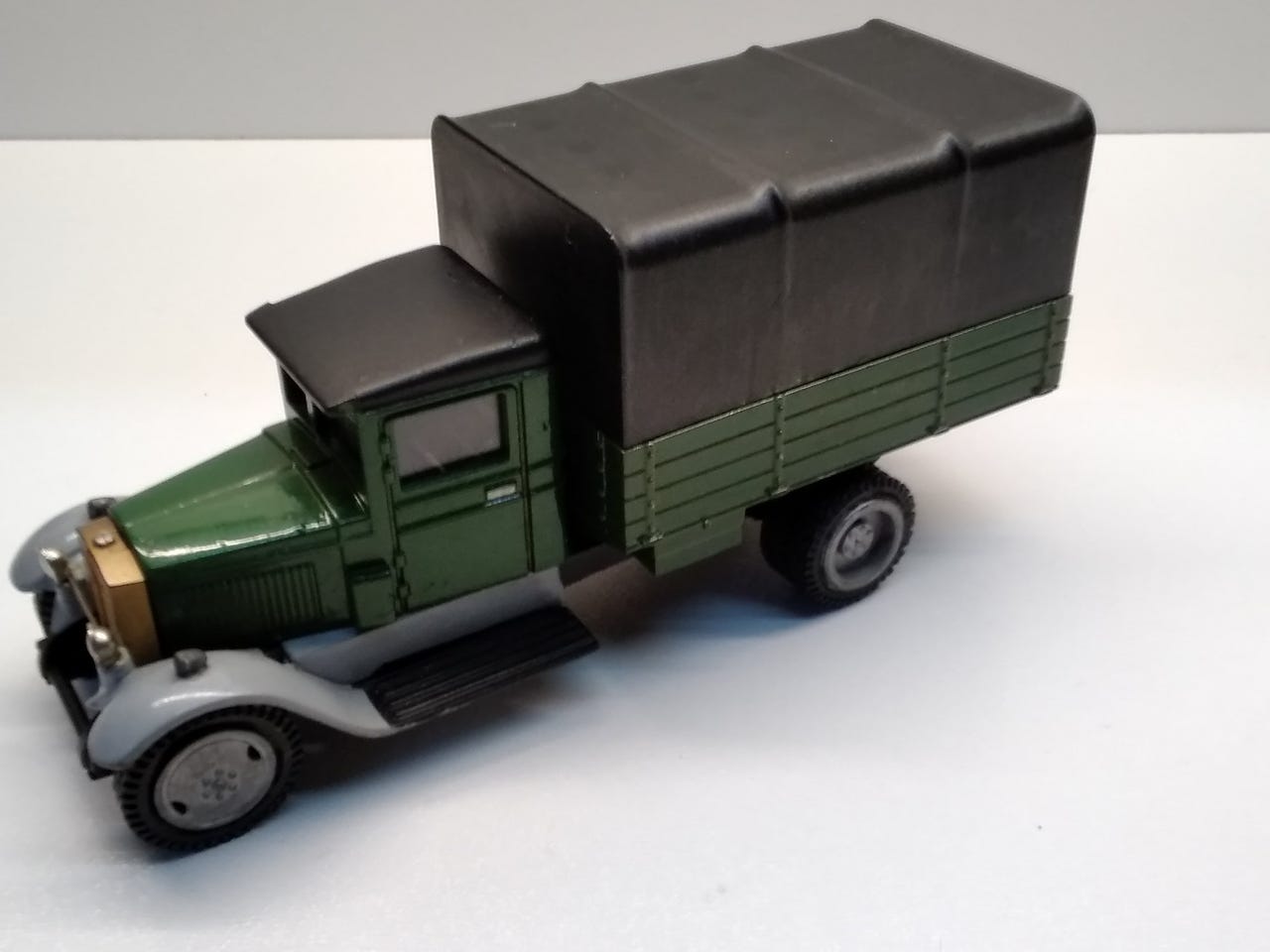 OMO Model Lastbil. 1:43 | DBA