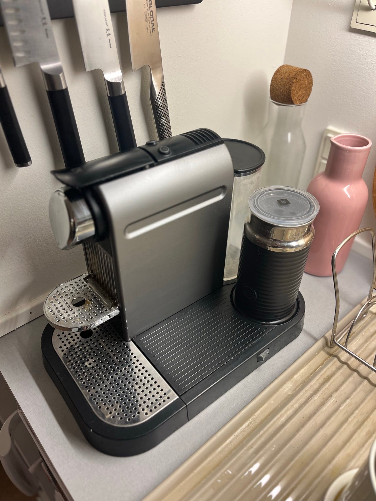 Nespresso CitiZ & Milk kapsel maskine | DBA