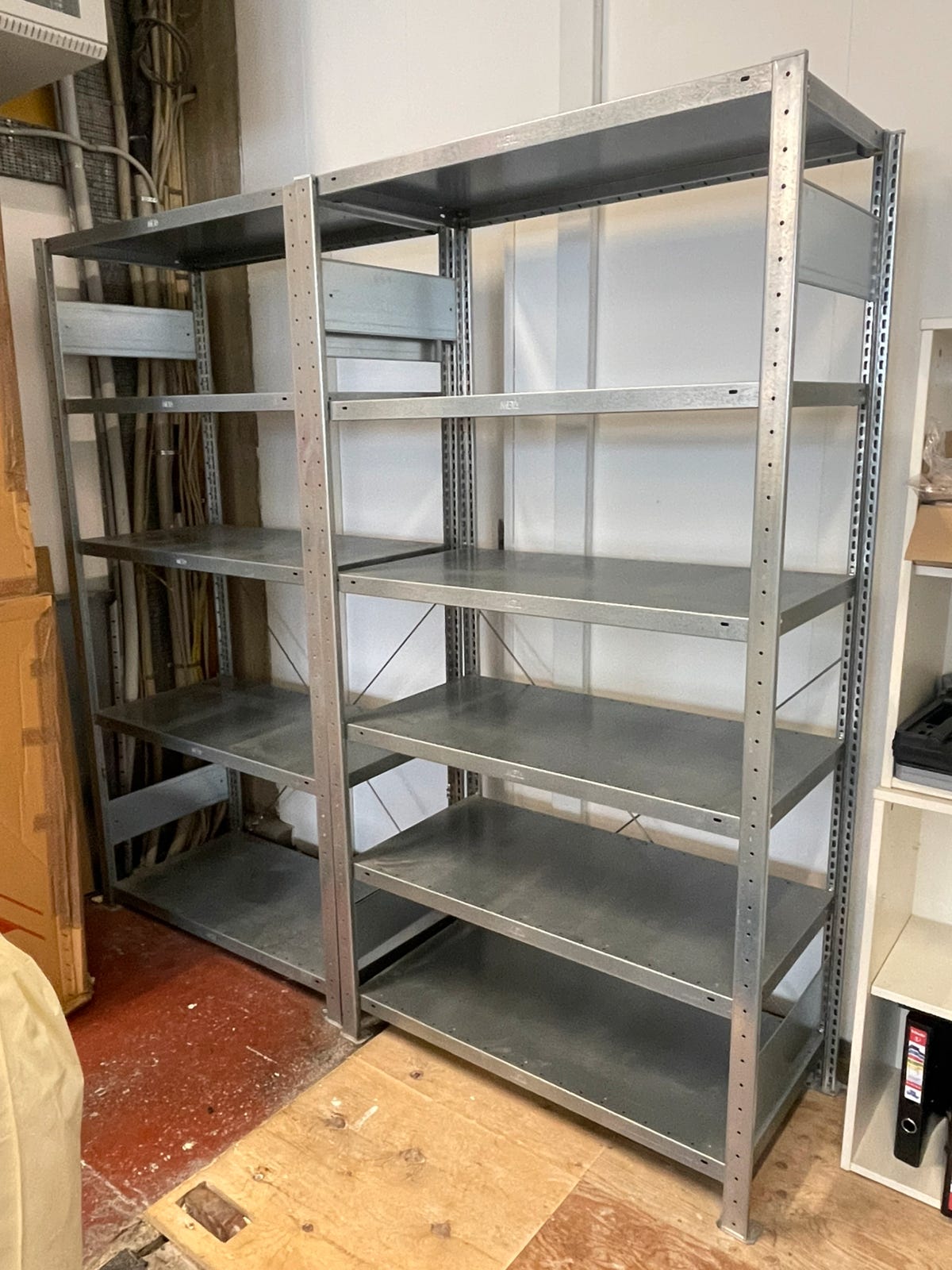 Metal reoler 2 styk | DBA