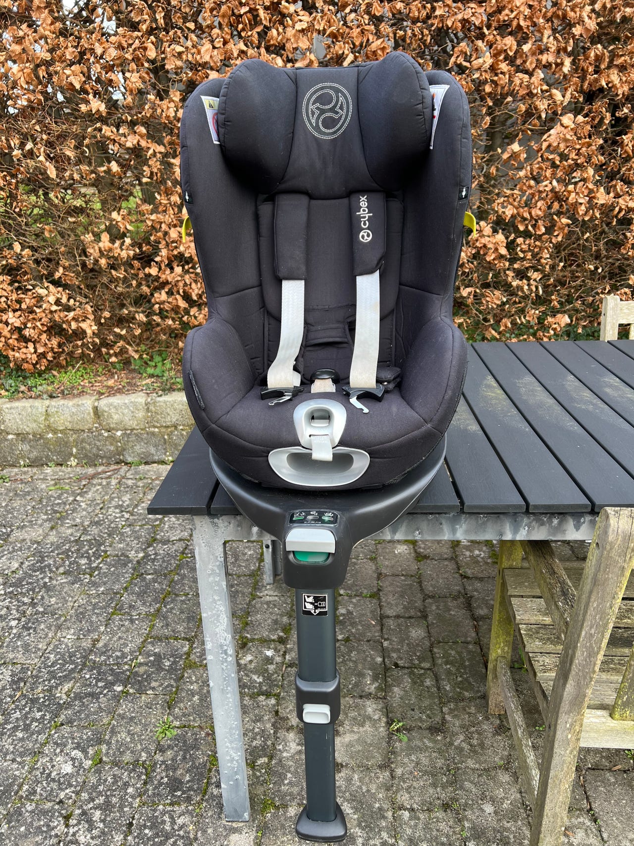 Sikker og velholdt Cybex autostol til de små | DBA