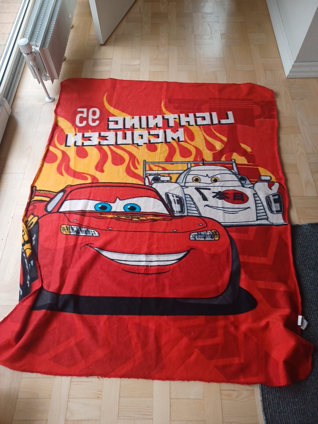 Pixar Cars tæppe i fleece | DBA