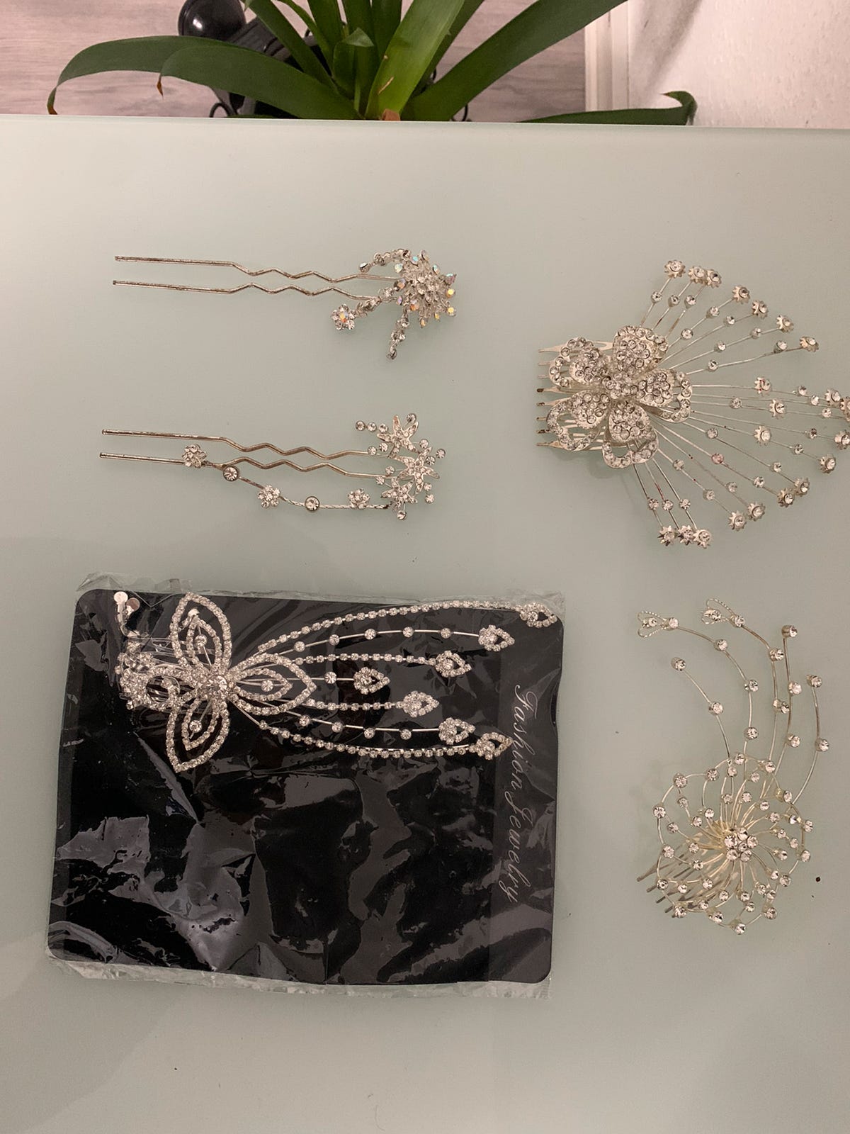 Pynt til håret til festlige lejligheder | DBA