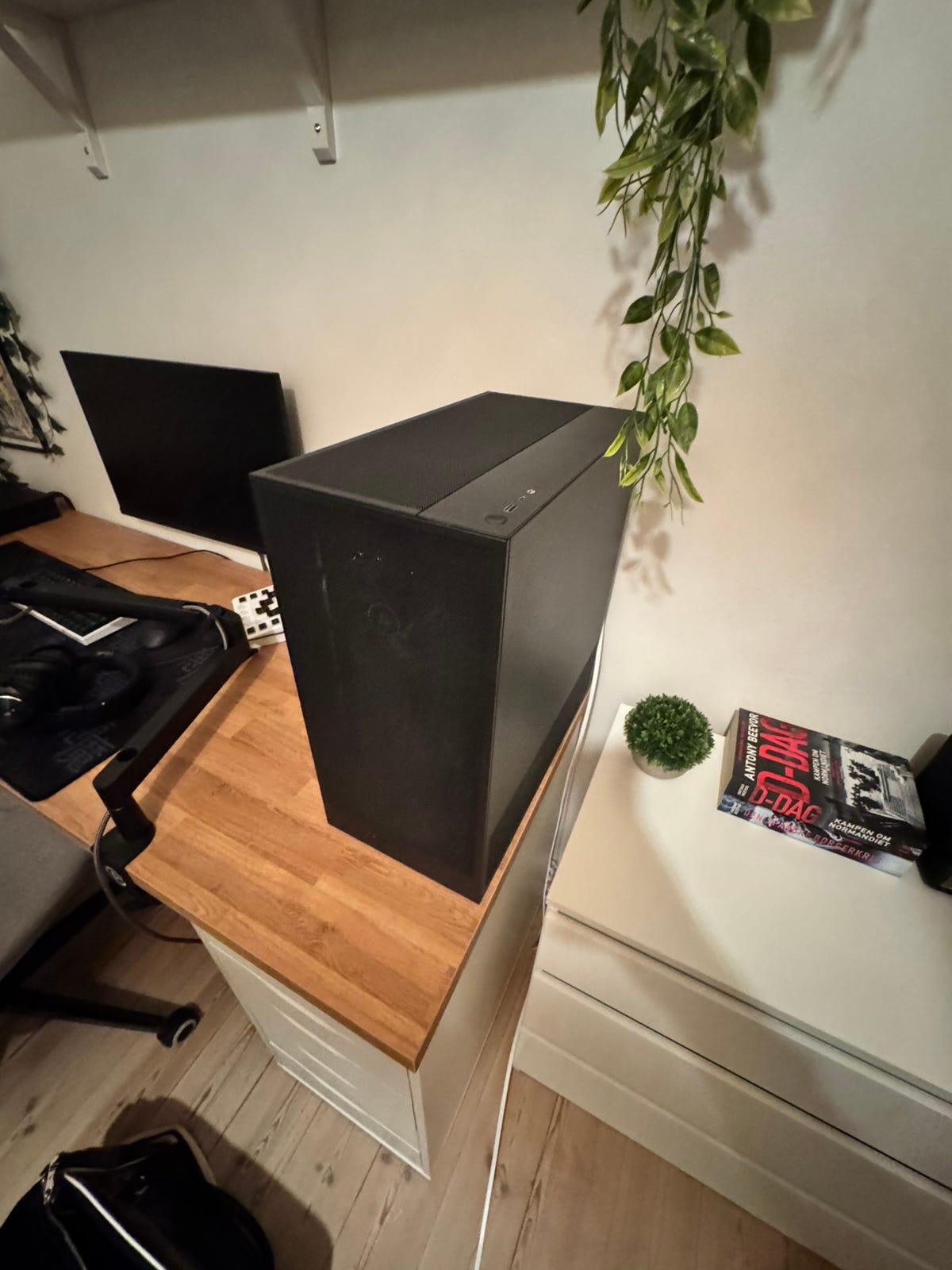 Gaming PC til salg – Ryzen 7, RTX 2080 Ti, 32GB RAM, 1TB SSD | DBA