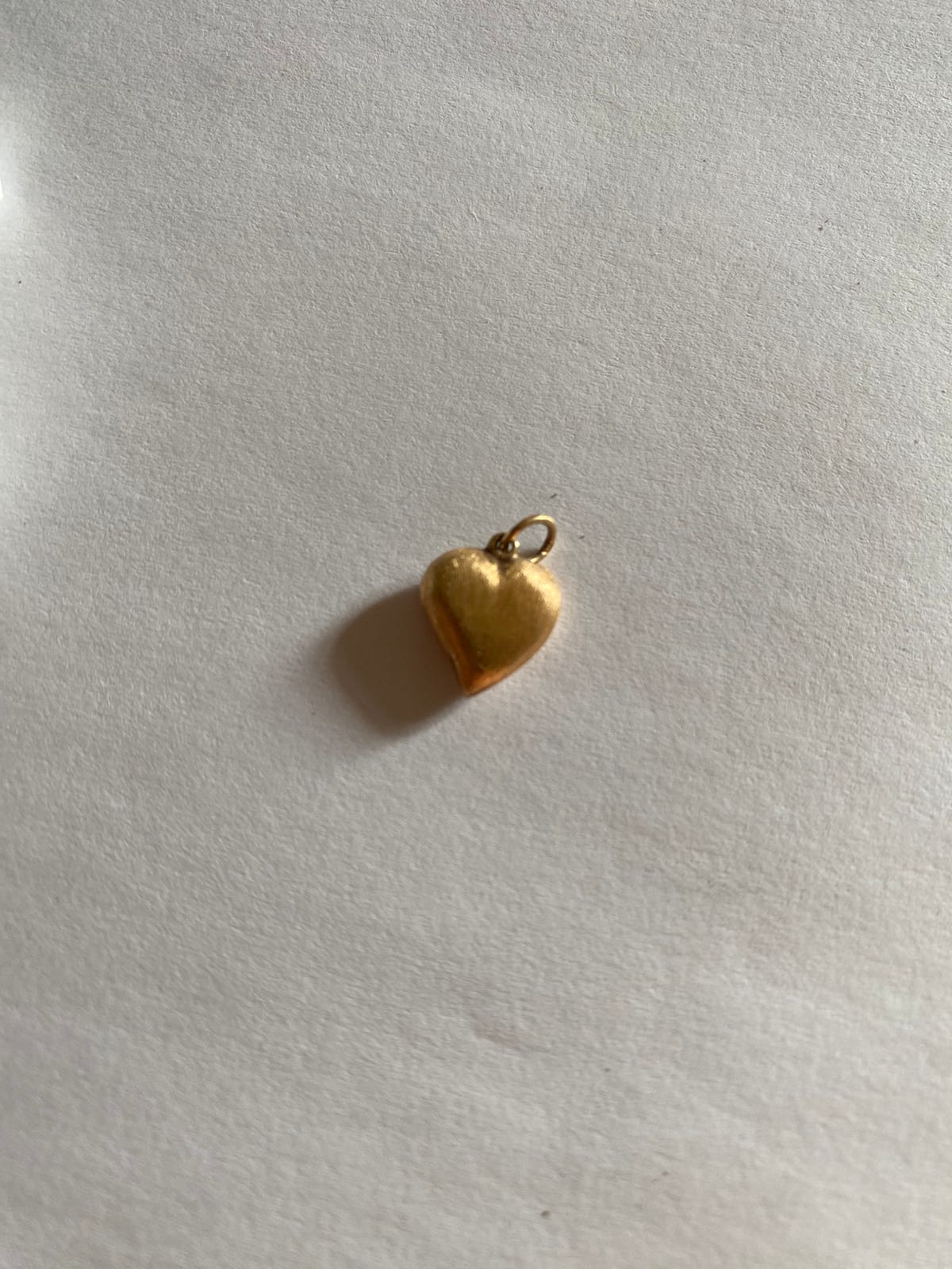 Guld vedhæng af hjerte | DBA