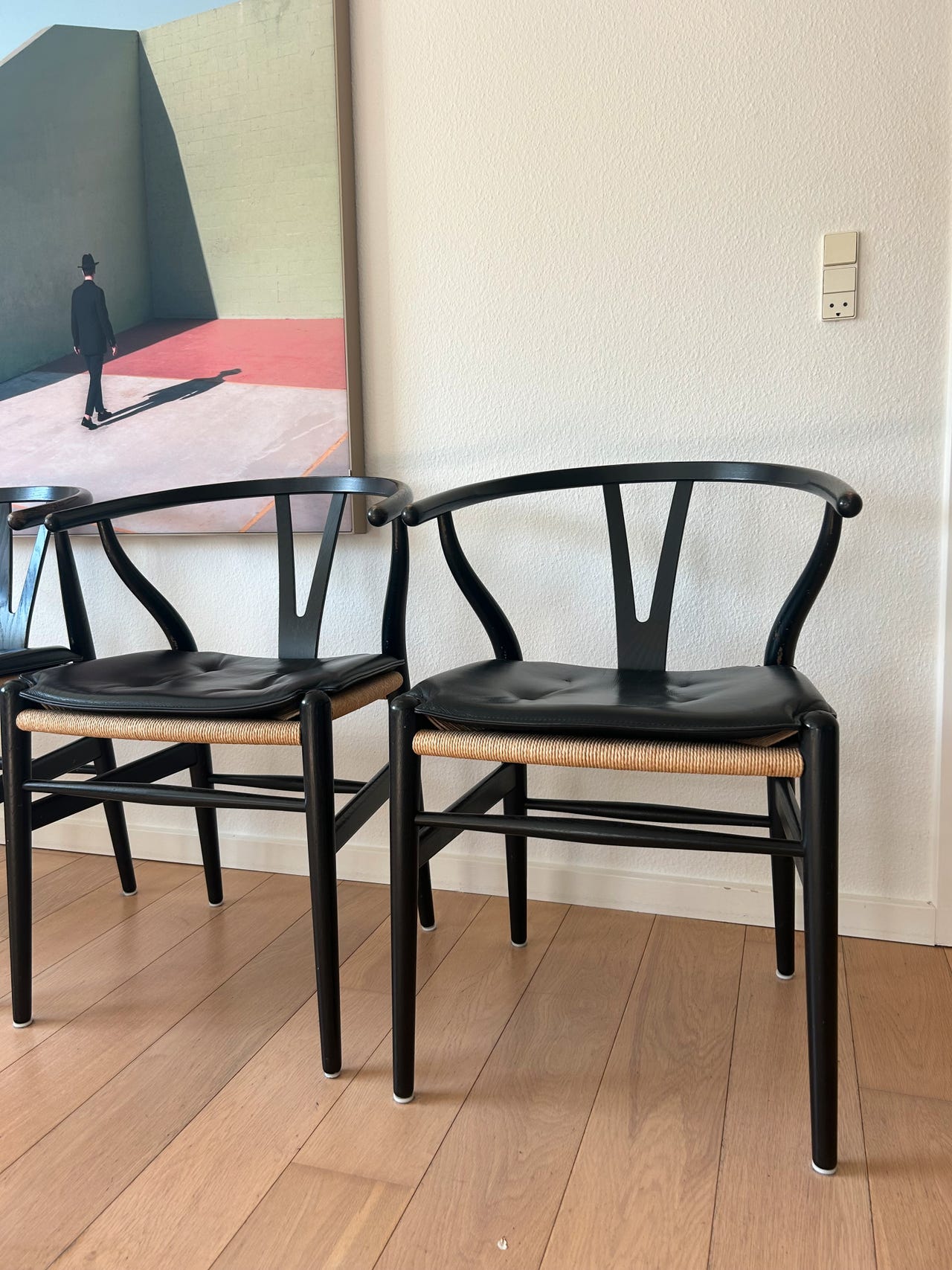 CH24 - Y Stol sort bejset eg | DBA