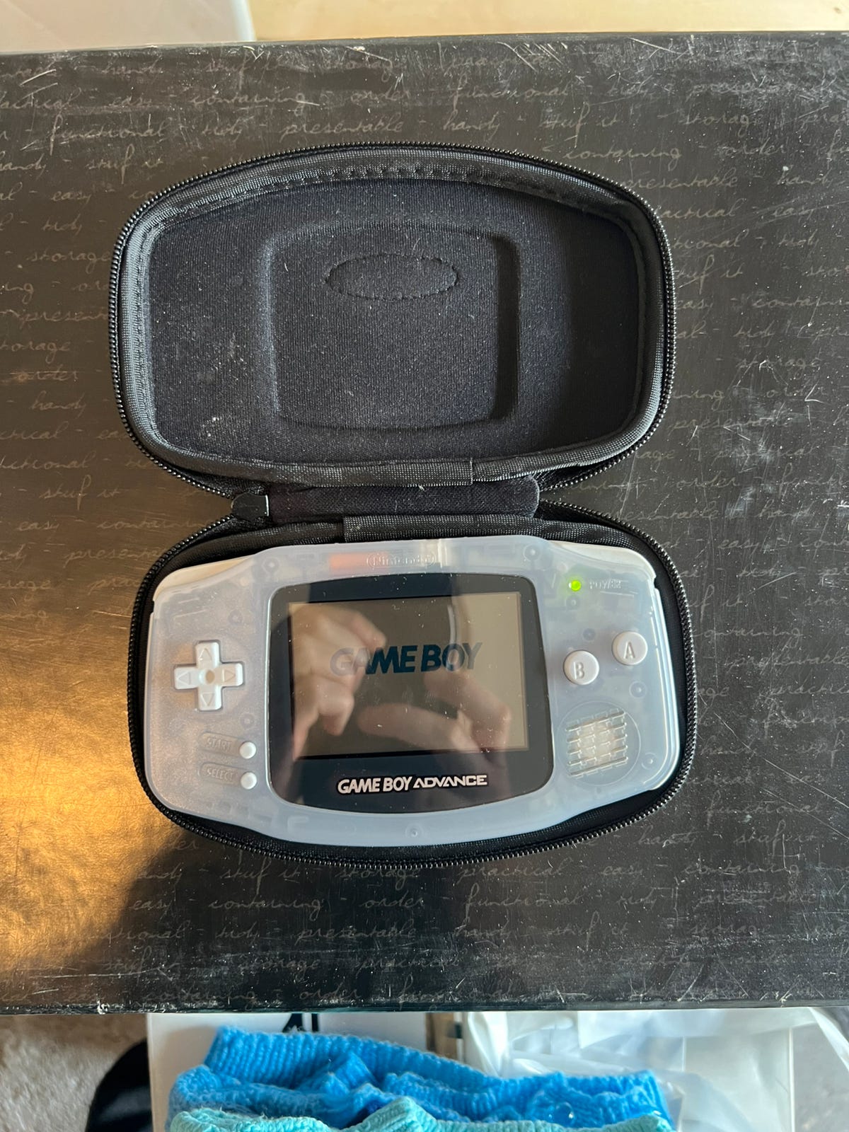 Gameboy advance med tilbehør | DBA
