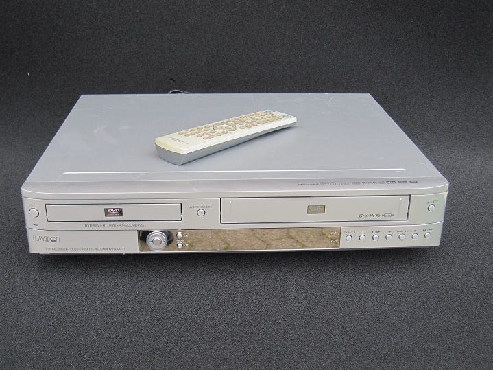 VHS / DVD, LUMATRON, DVDCR-15 (KOPI-maskine) Incl. fjernbetjening. | DBA