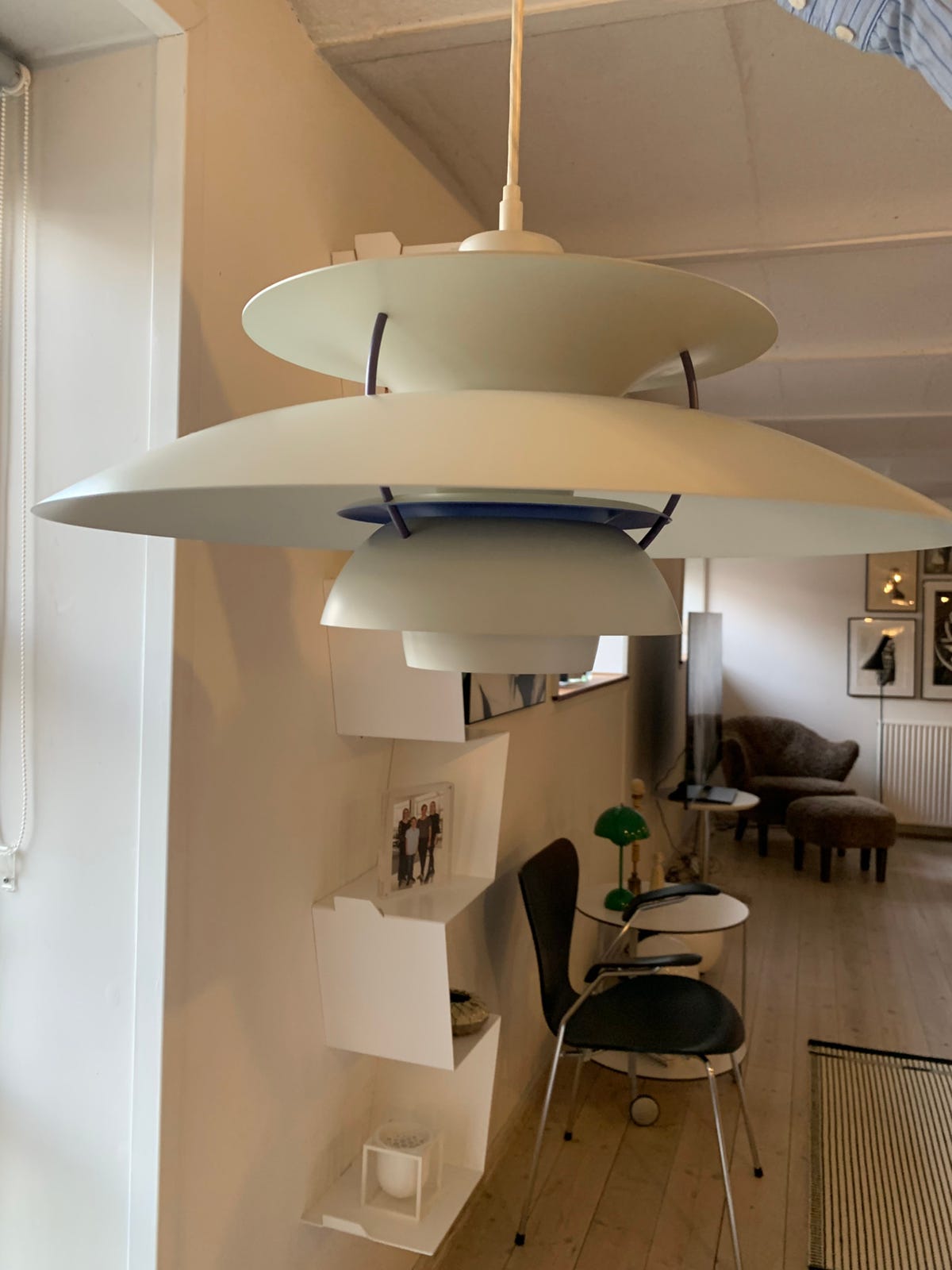 PH5 pendler i klassisk hvid. Nypris 7.495 kr. | DBA