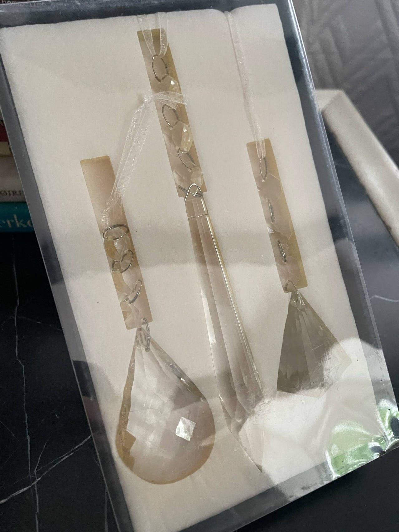 Prismer til ophæng i gaveæske. Ubrugt | DBA