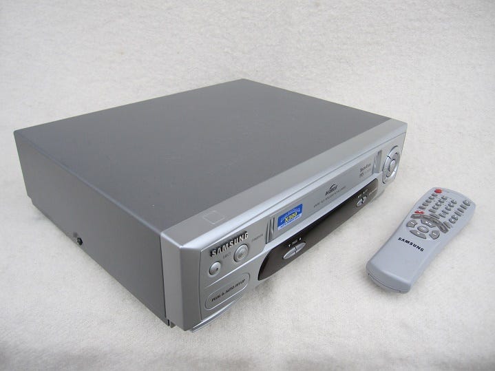 VHS videomaskine, Samsung, SV-2333X (Incl. fjernbetjening) | DBA