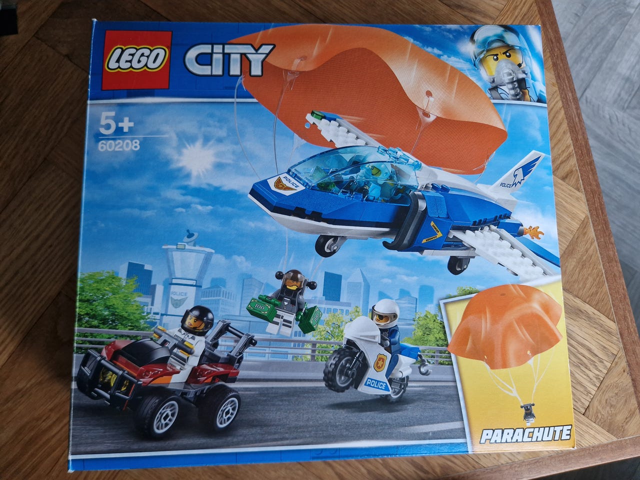 LEGO CITY - 60208 Luftpolitiets faldskærmsanholdelse | DBA