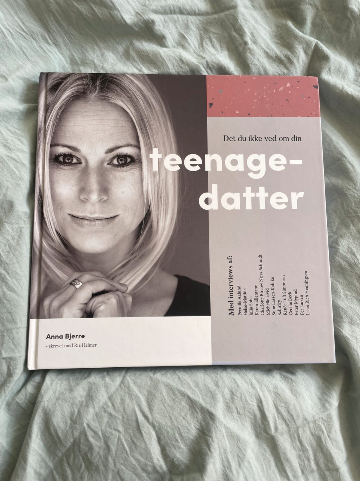 Teenagedatter af Anna Bjerre | DBA