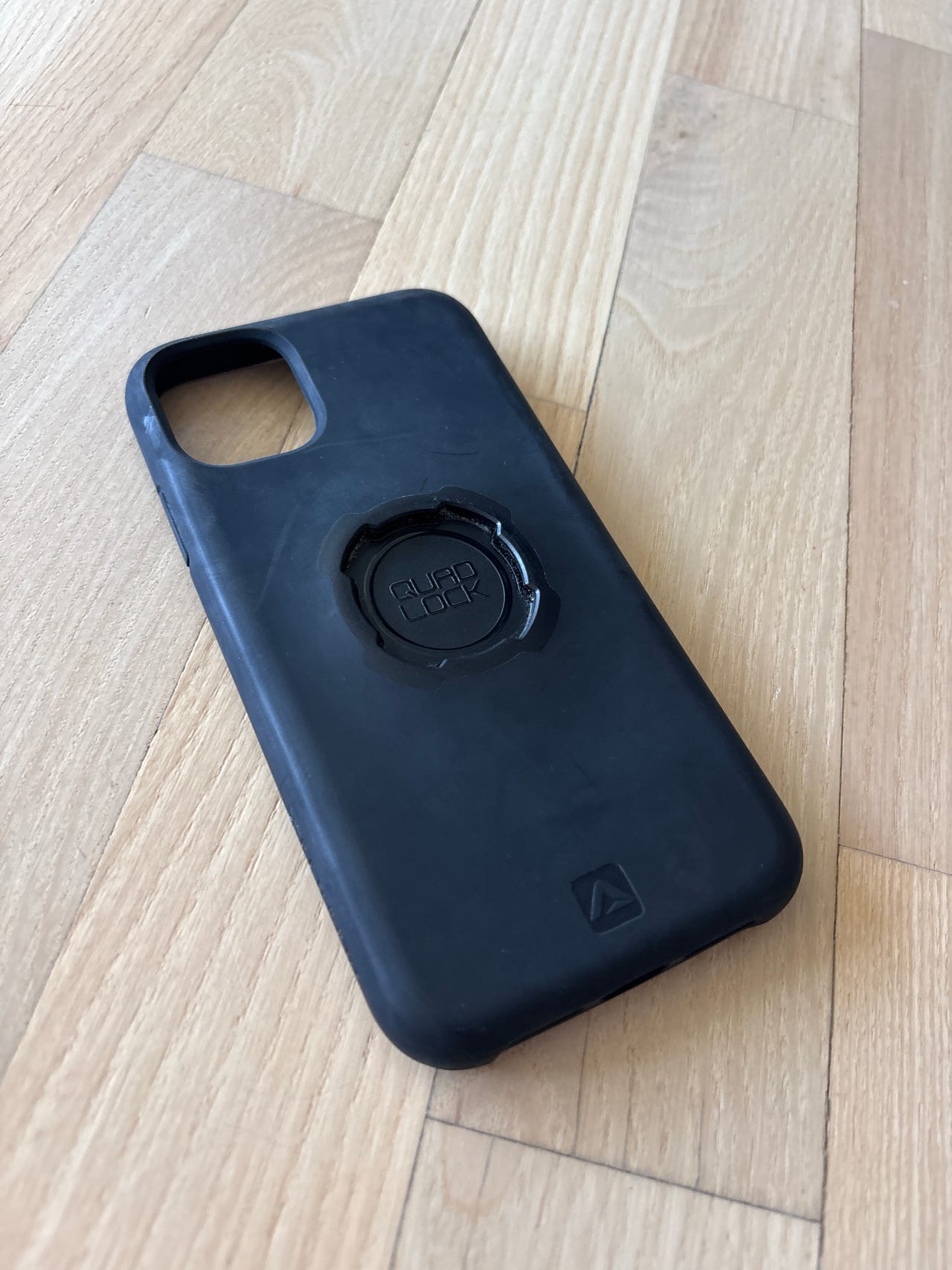 Quad Lock cover til iPhone 11 | DBA
