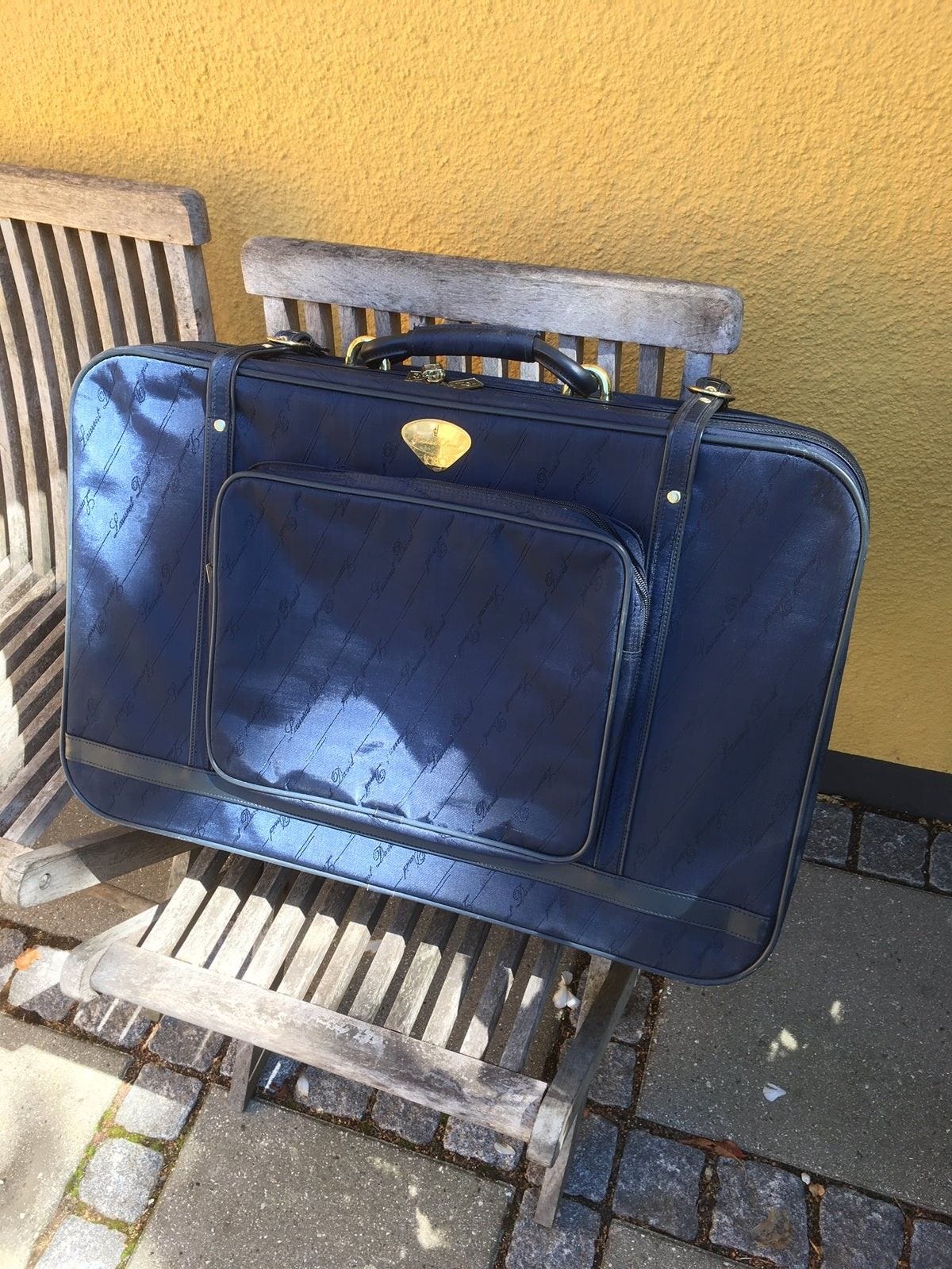 Kuffert, Mørkeblå kuffert - let og handy | DBA