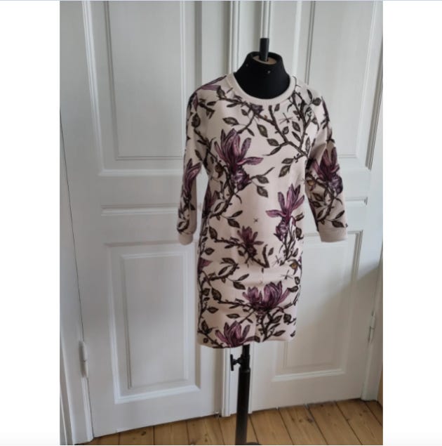 Sæt (nederdel og bluse), Bruuns bazaar Copenhagen , str. S | DBA