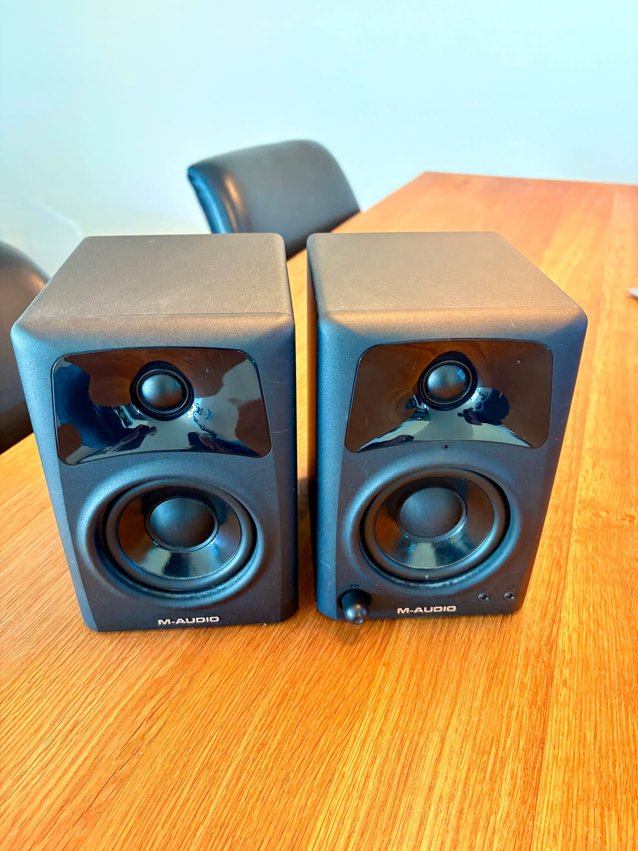 M-Audio Studio Monitors AV-32 | DBA