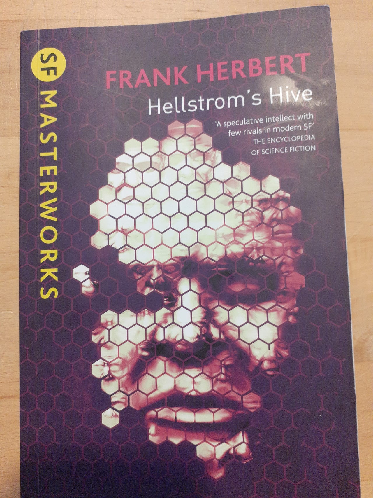 Hellstrom's Hive - Frank Herbert | DBA