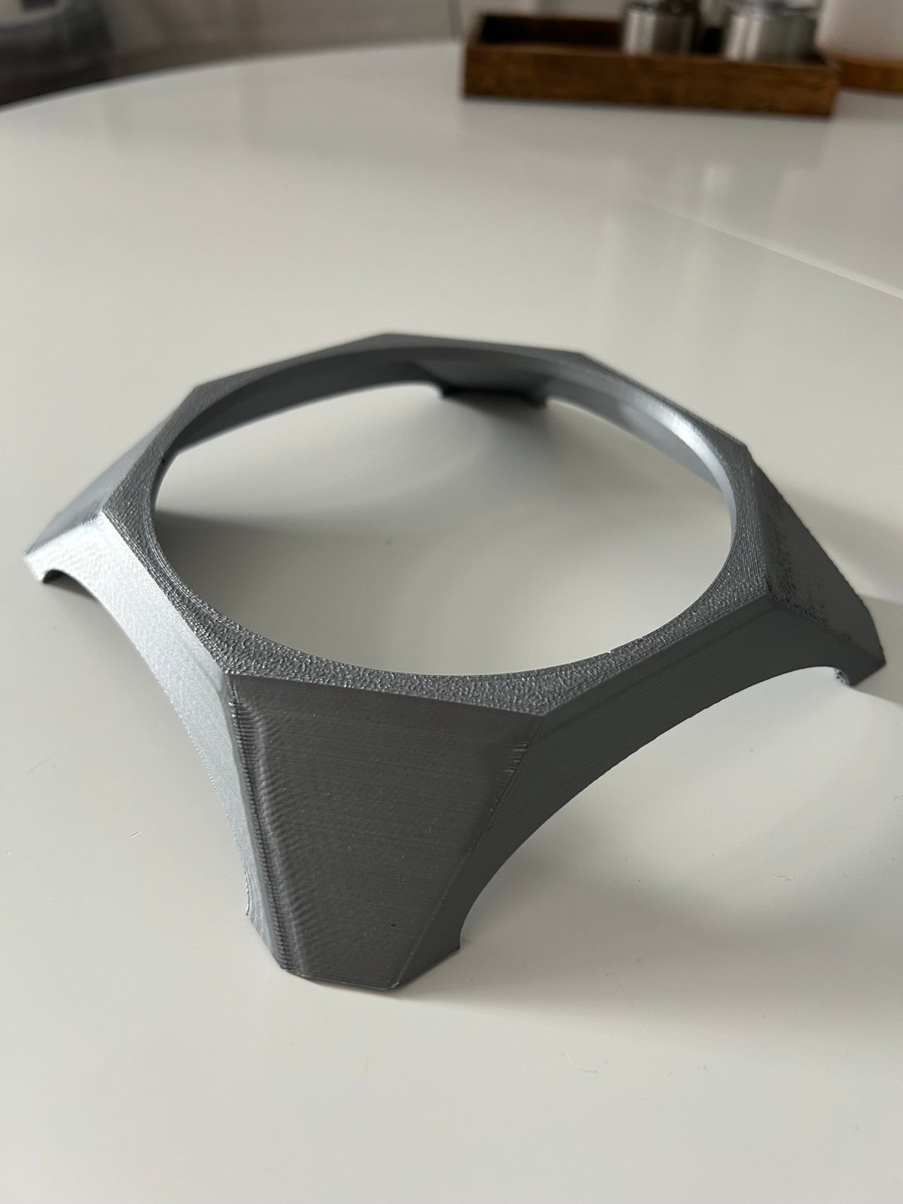 Bold holder / statue | DBA