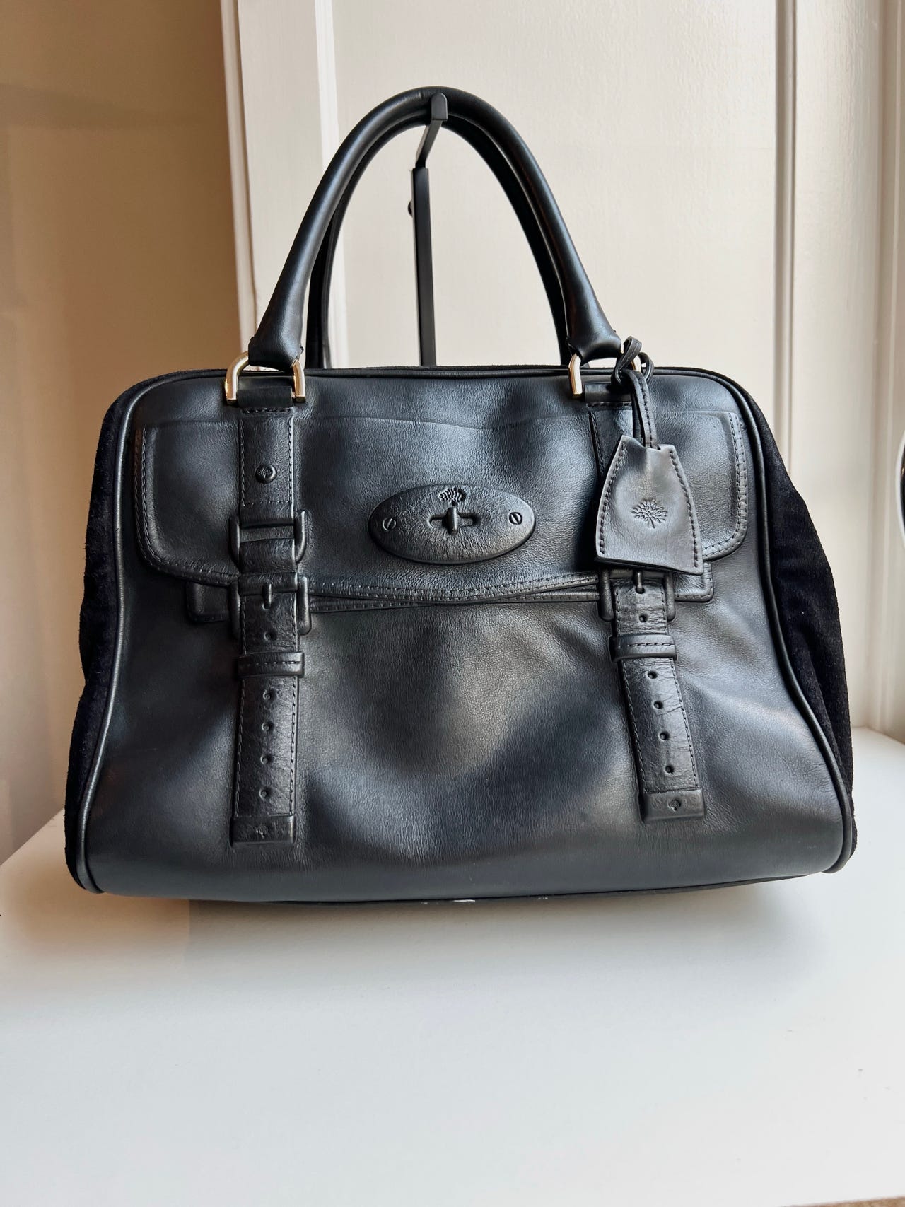 Mulberry Maisie Clipper i sort – klassisk og alsidig taske. Udgået ...