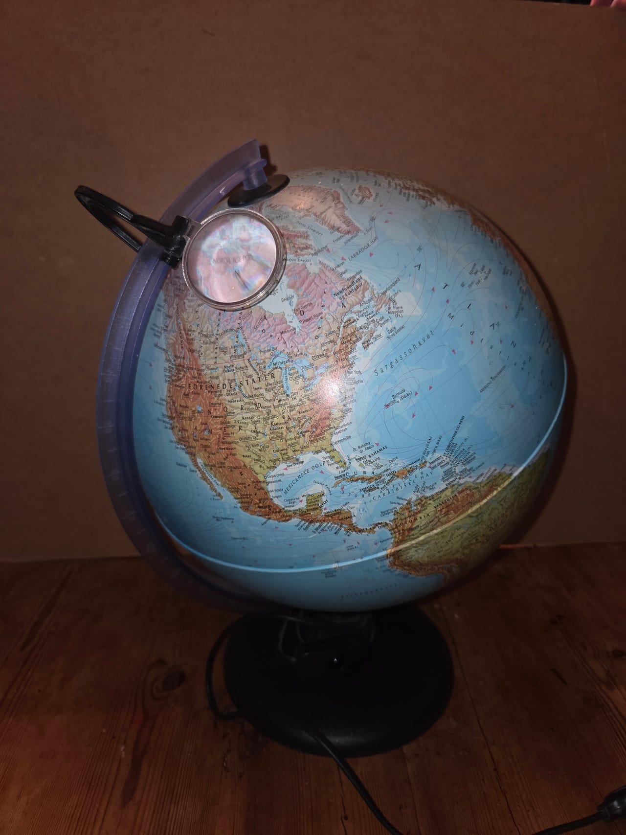 Globus med lys | DBA