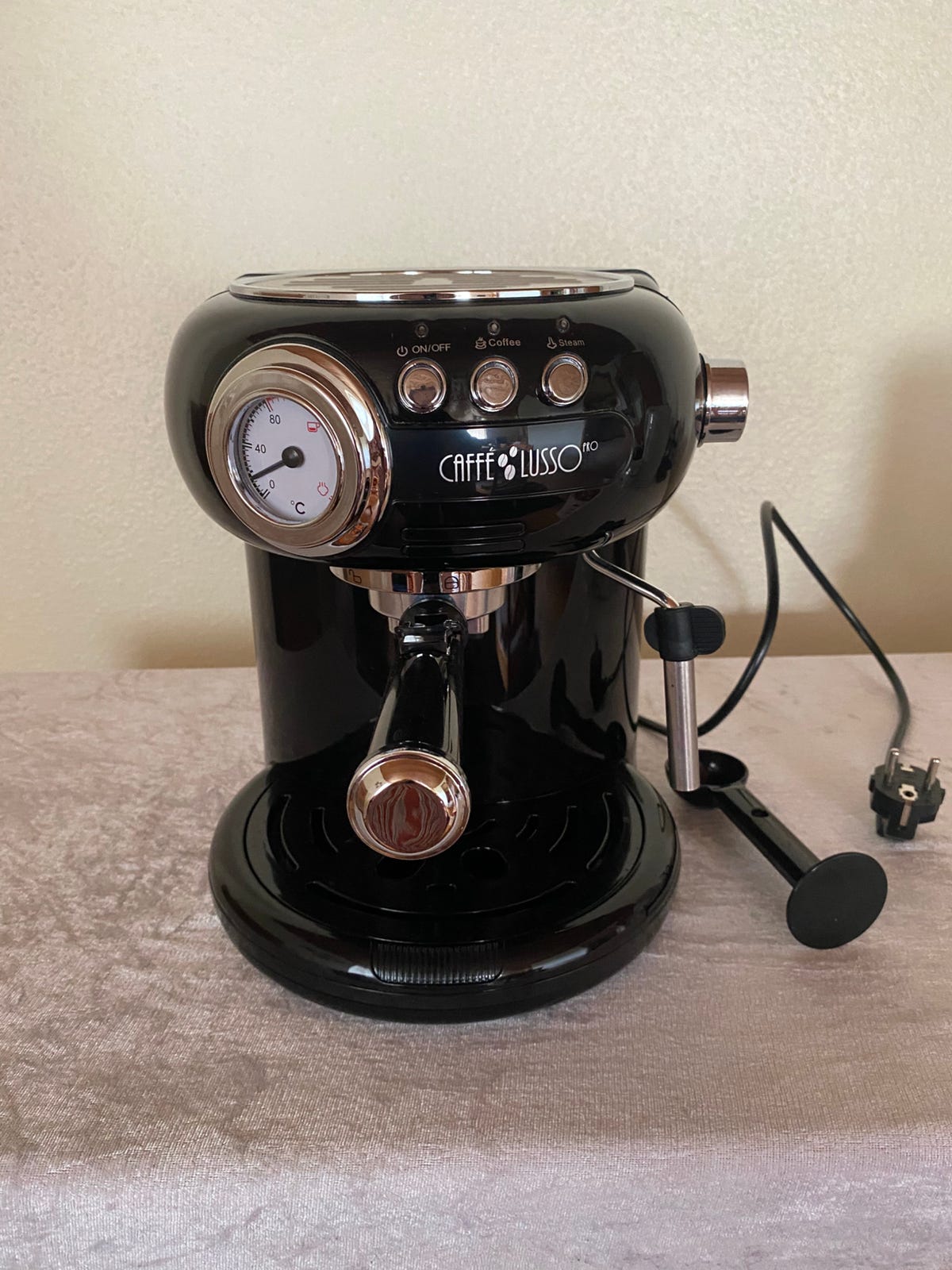 Caffé Lusso Pro espressomaskine. | DBA