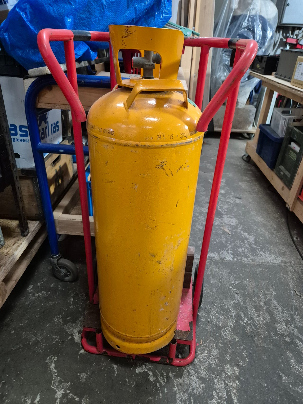 Gasflaske 22kg (tom) inkl vogn | DBA
