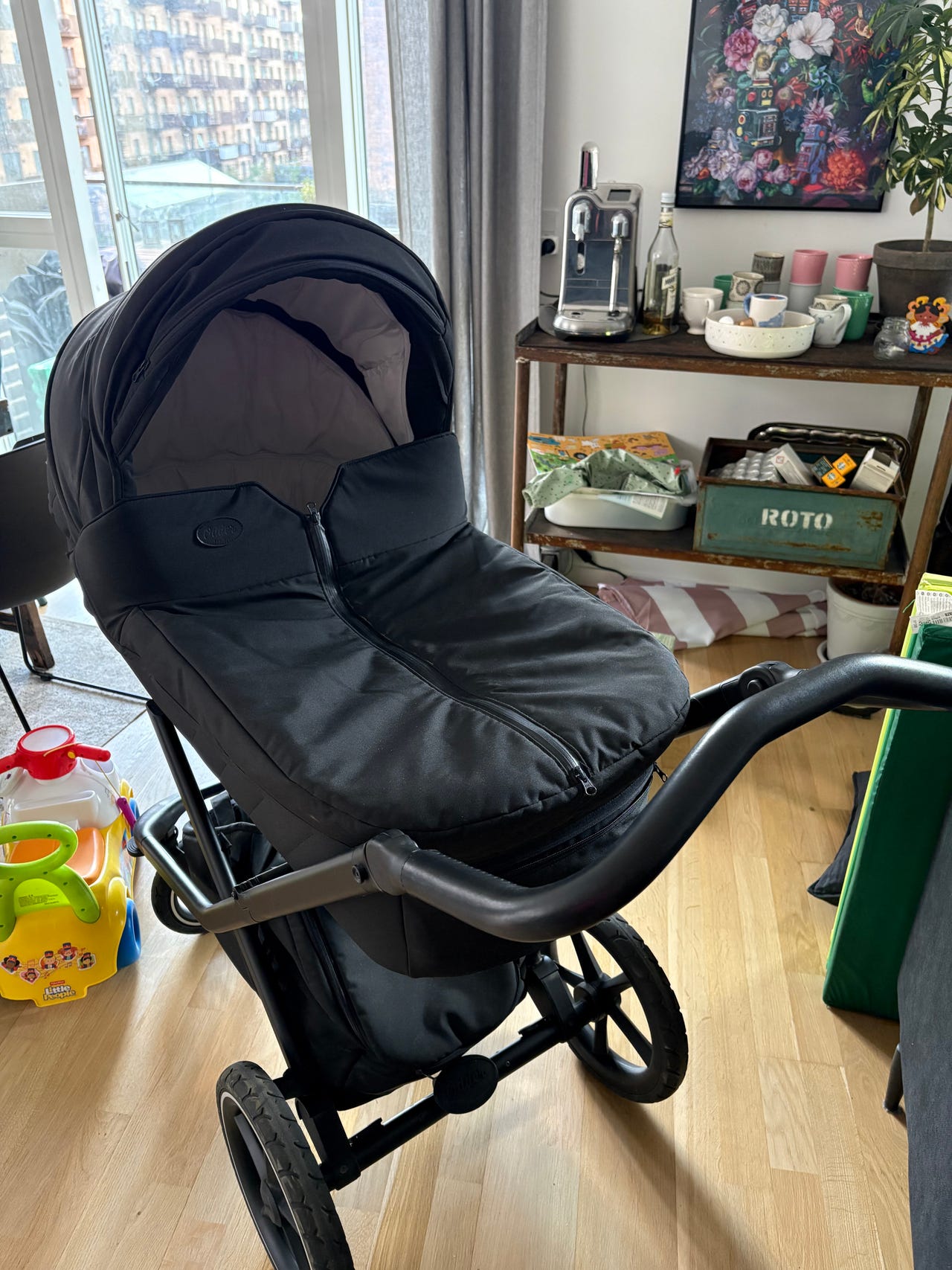 🌟 Odder Vida barnevogn – Sort, årgang 2022 🌟 | DBA