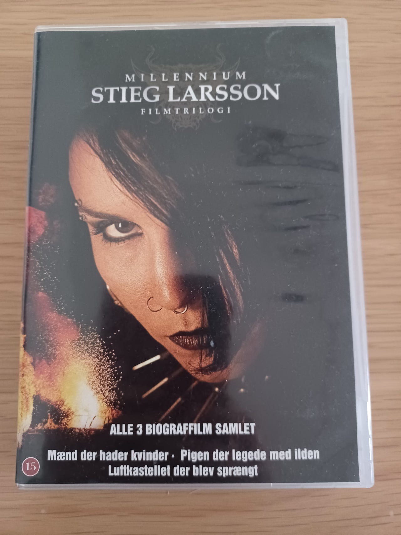 Stieg Larsson - Millennium filmtrilogi - mænd der hader kvinder | DBA