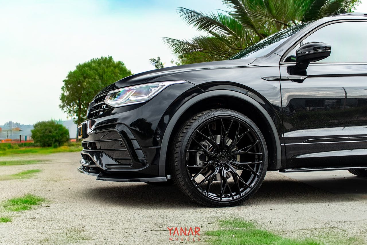 YANAR WHEELS DNZ-20 | 22X9.5 5X112 ET32 GLOSS BLACK | DBA