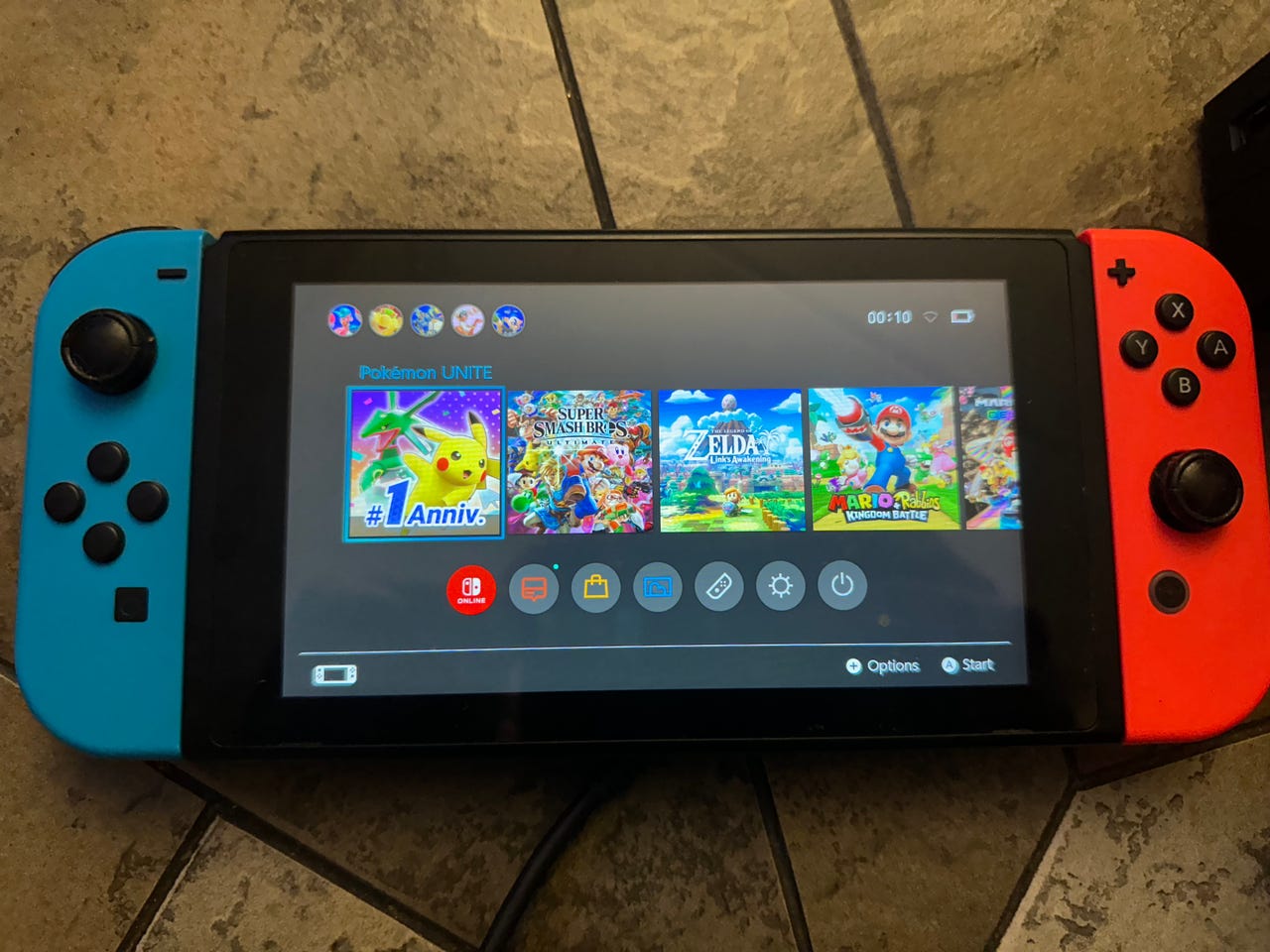 Nintendo Switch Konsol med Tilbehør og Spil | DBA