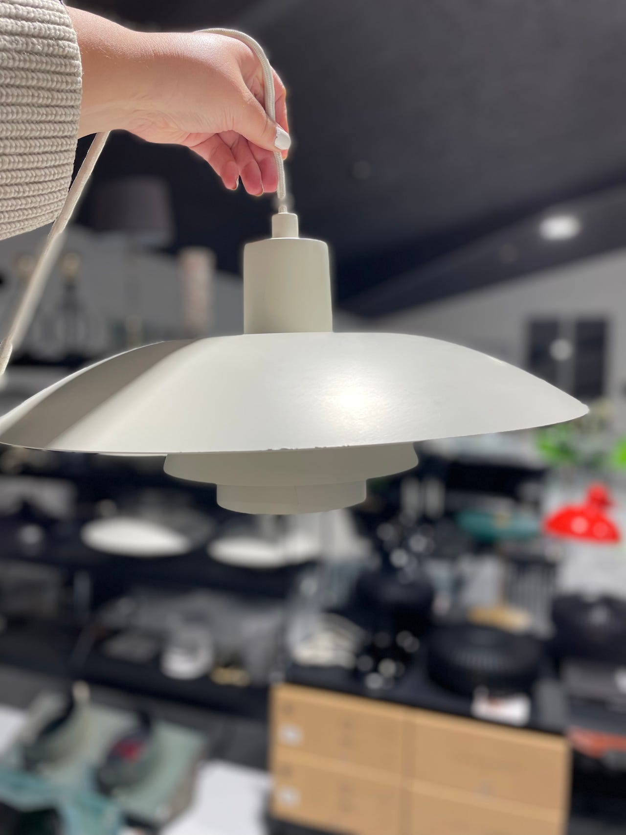 PH 4/3 Pendel Lampe Hvid Metal og Orange indre skærm | DBA