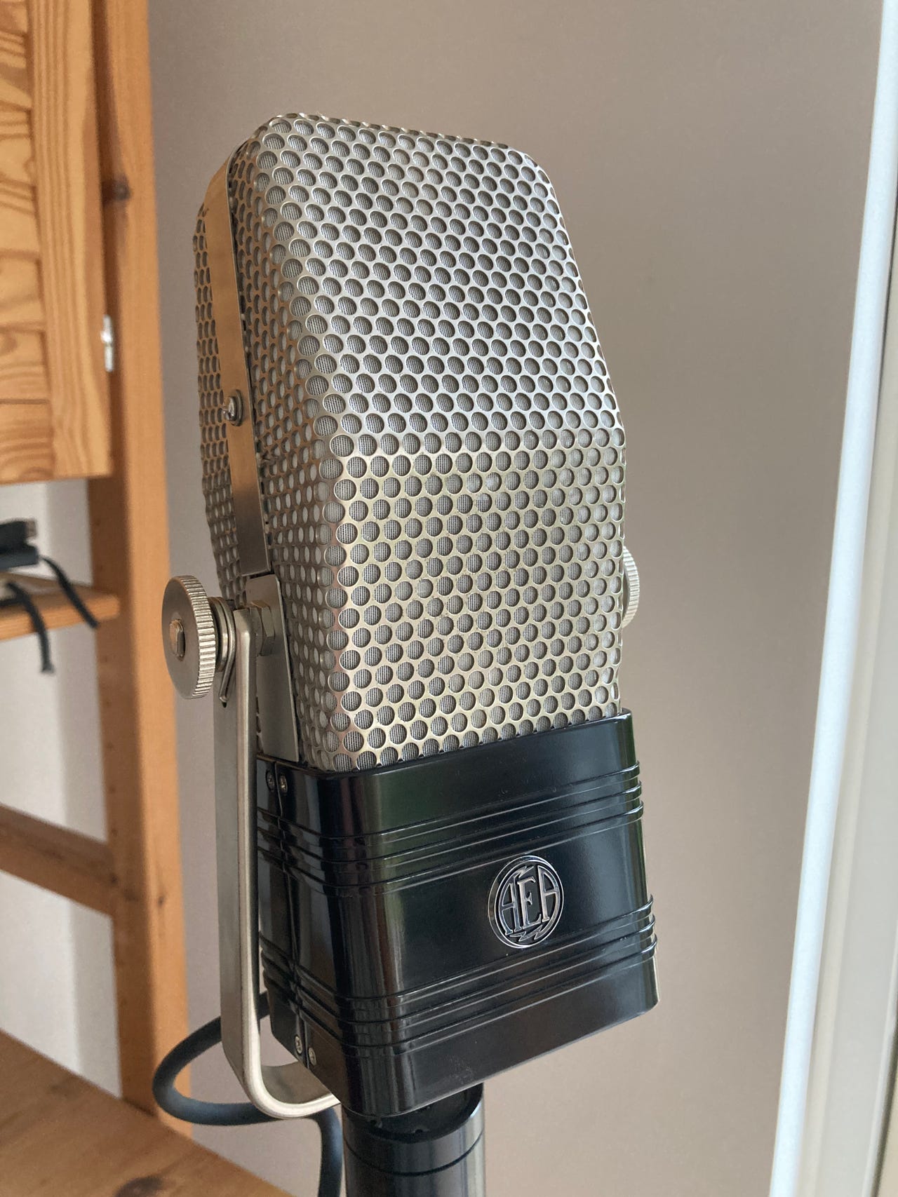 AEA R44CE Ribbon Mikrofon | DBA