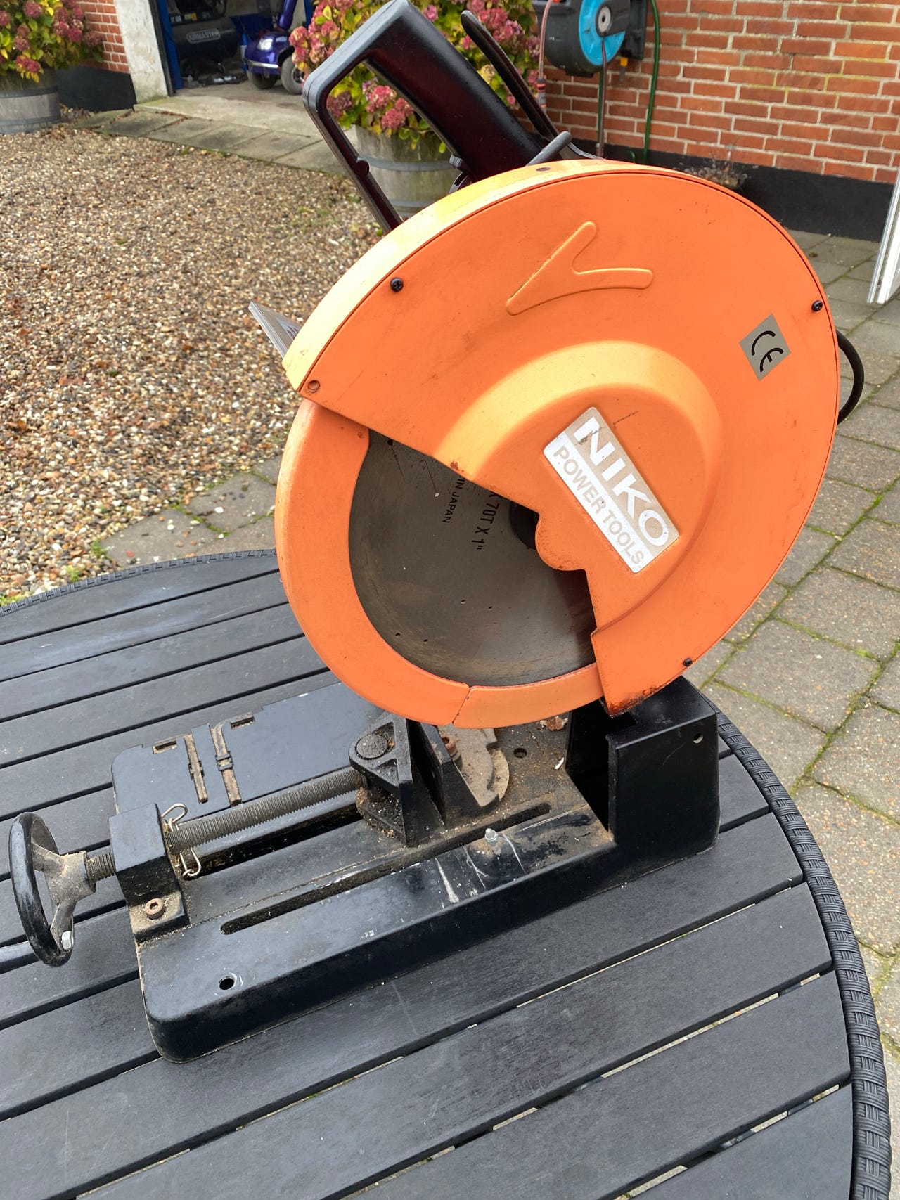 Niko Power Tools Metalsav med 350 mm klinge | DBA