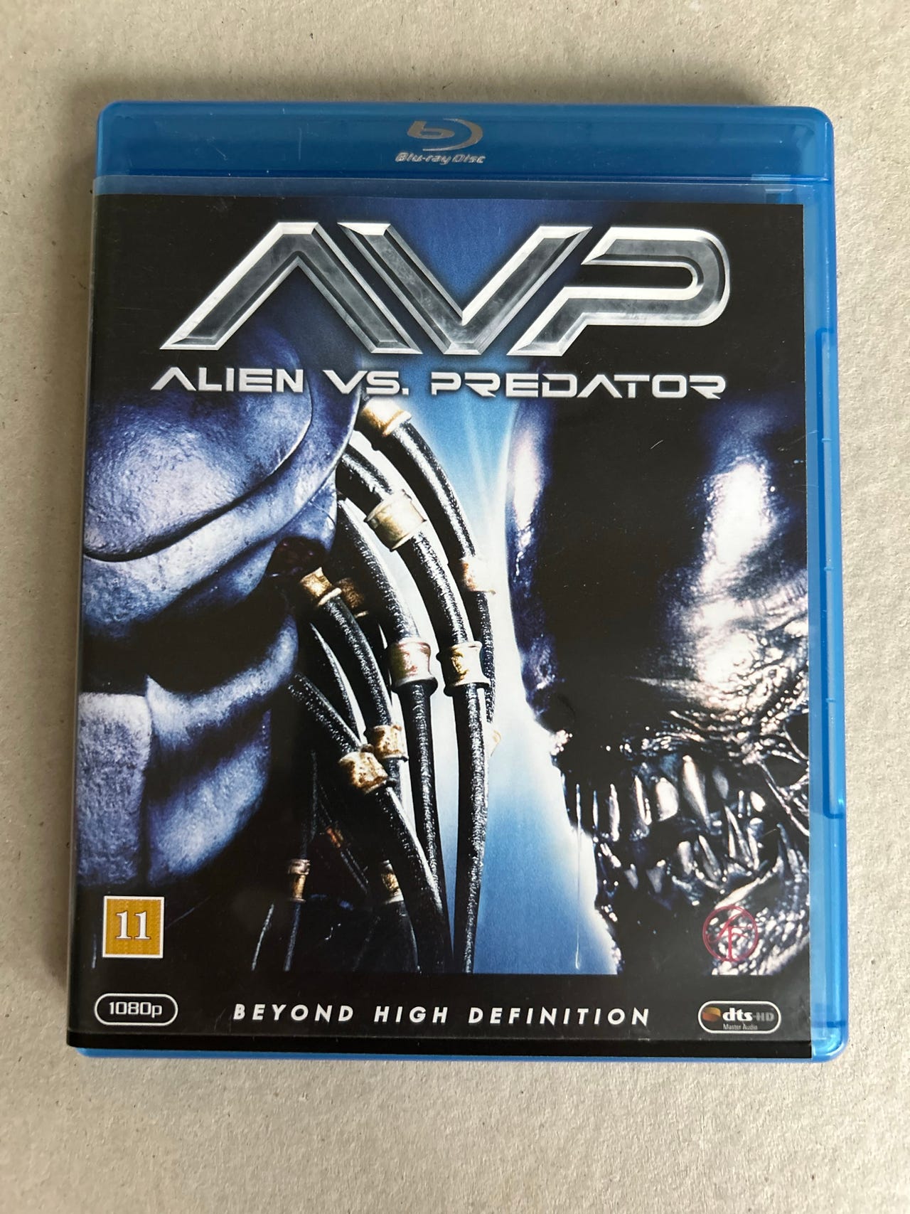 AVP Alien vs. Predator Blu-ray Disc | DBA