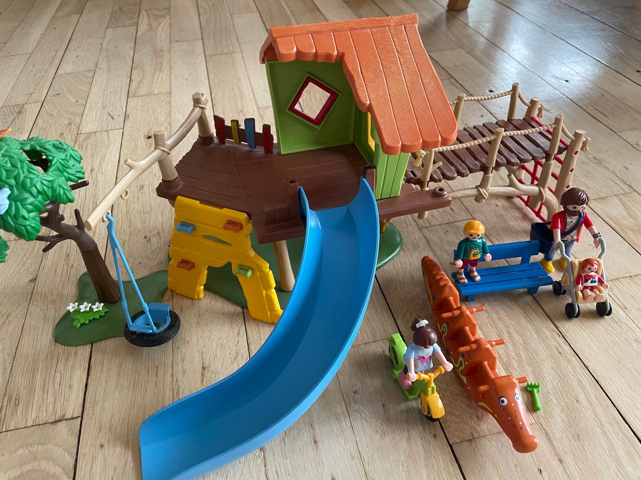 Playmobil Legeplads med Rutsjebane og Tilbehør | DBA