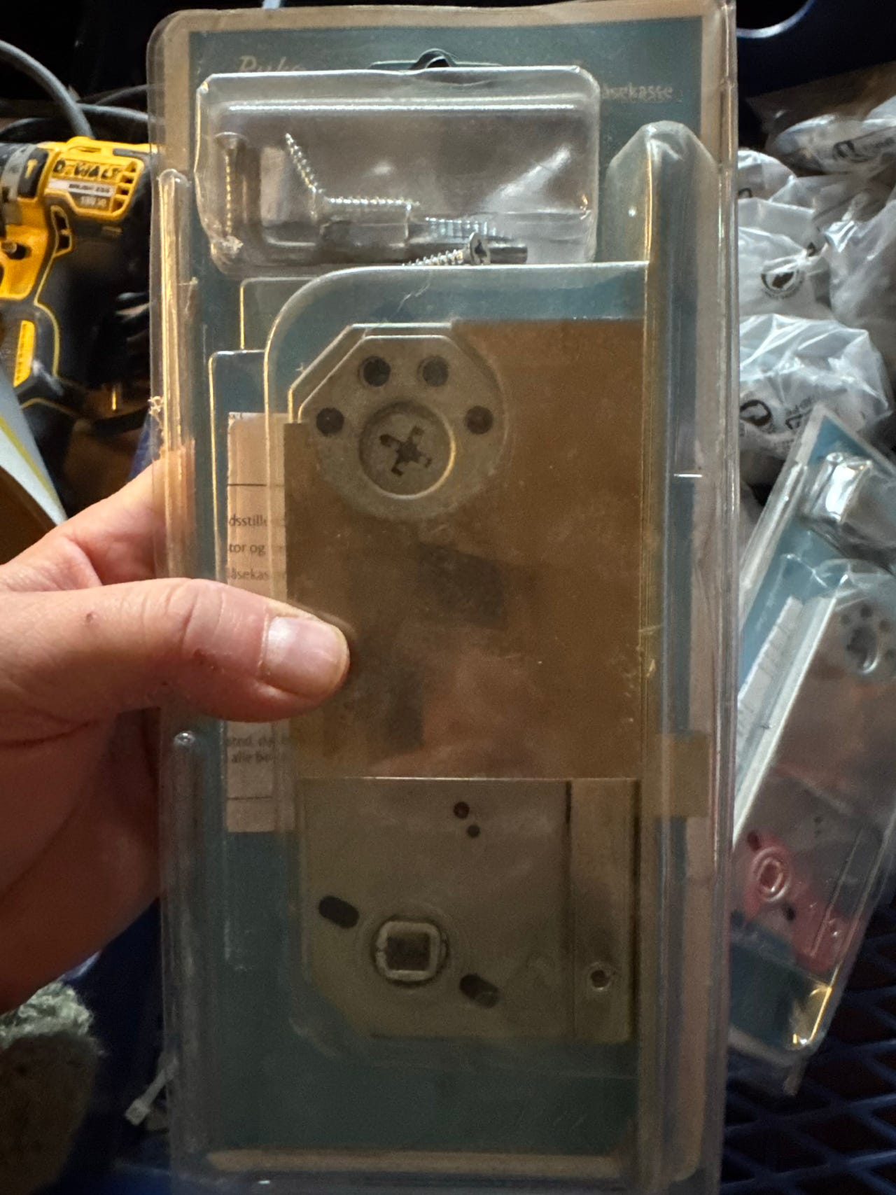 ASSA ABLOY Låsekasse Assa 8765 V u/blik Randi Line 18 cyl/vrider | DBA