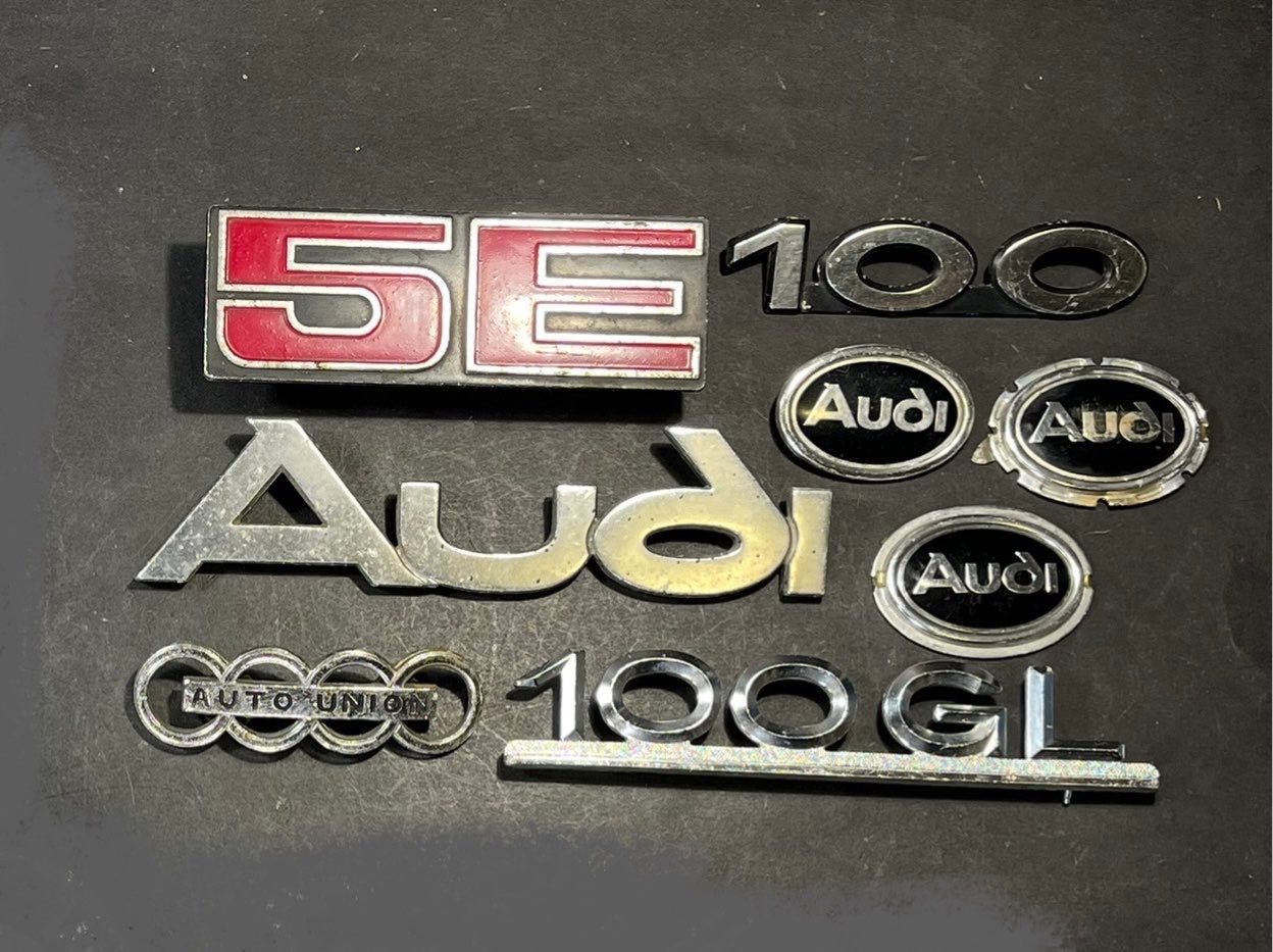 Audi 5E 100 GL emblemer / mærker til biler/bilmærker | DBA