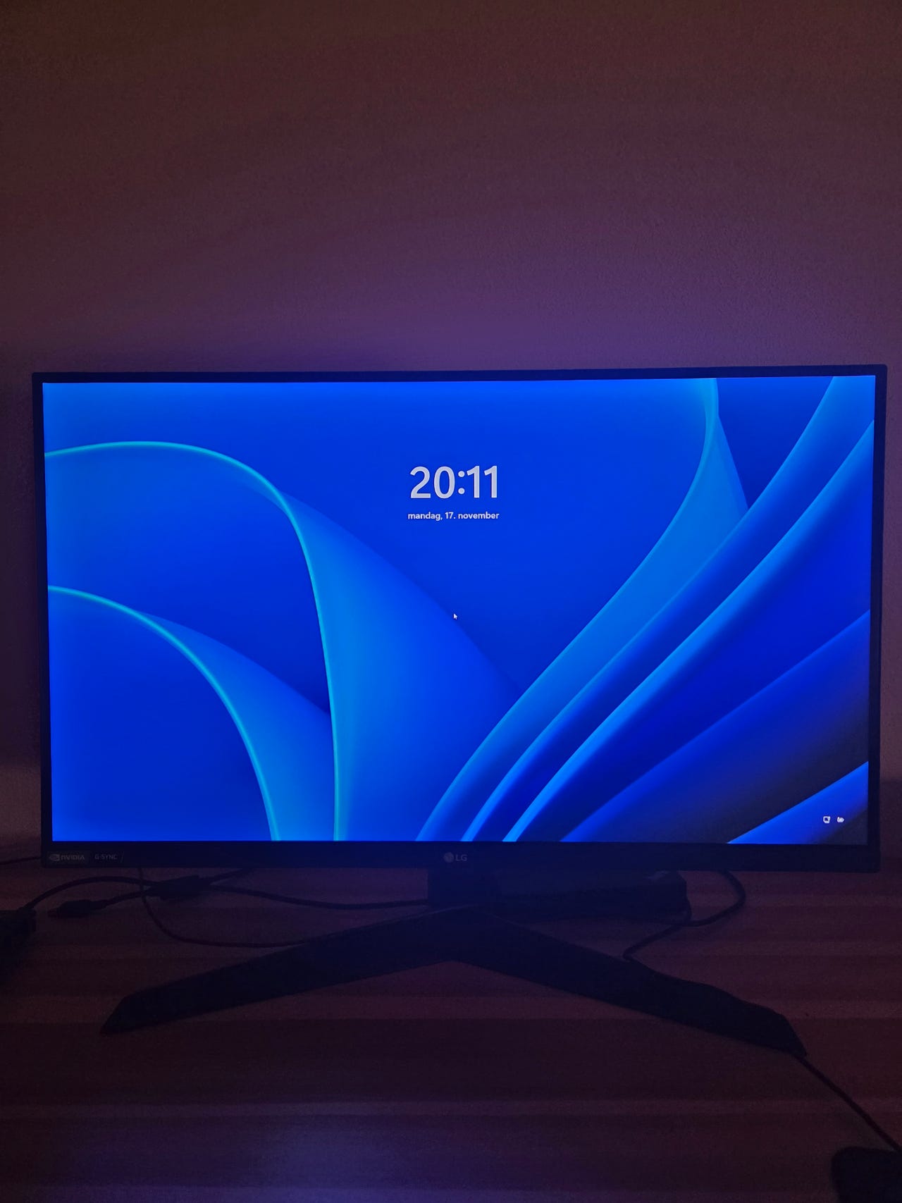 LG 27GL850 | DBA