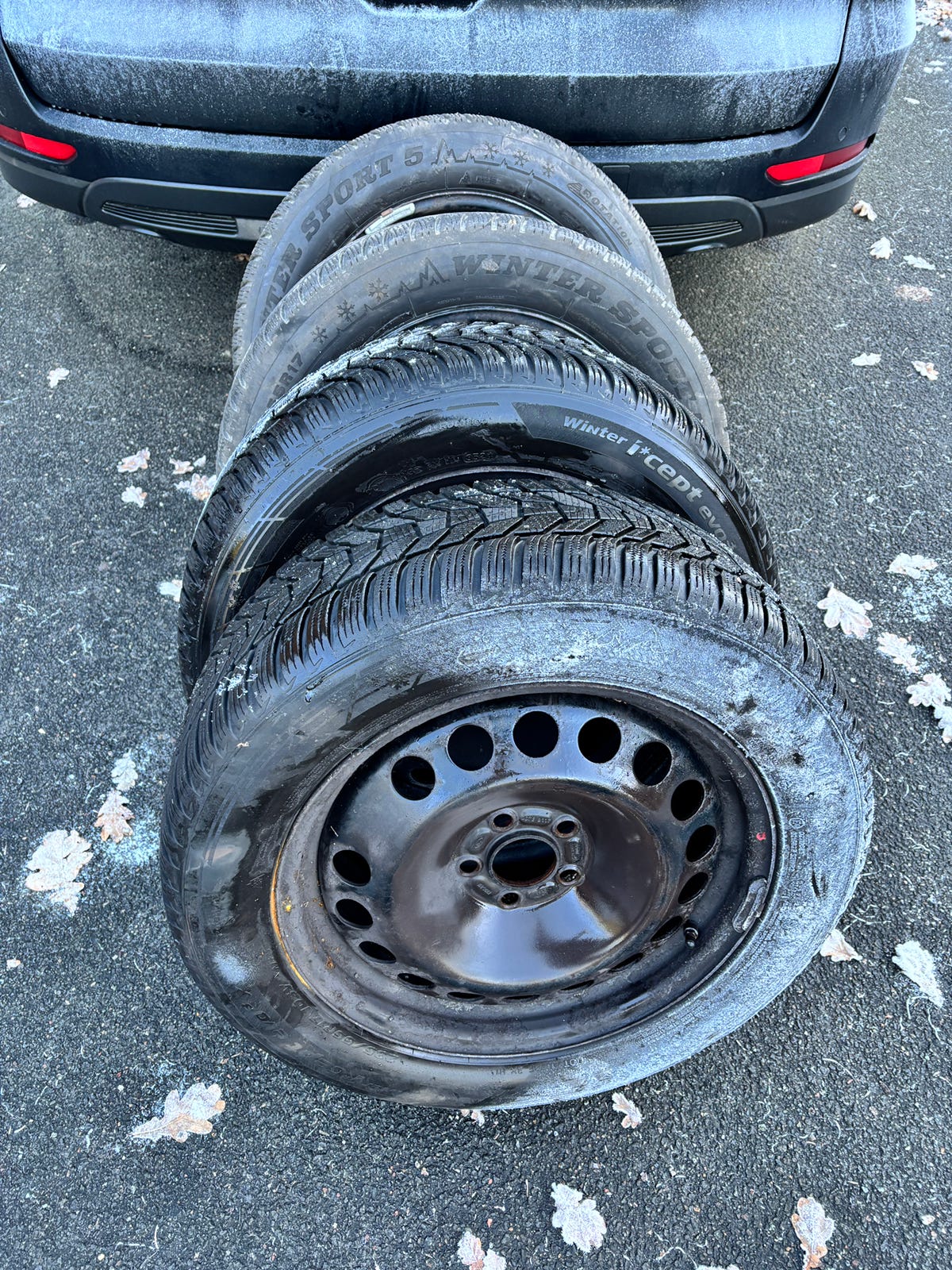 Ford S-Max Galaxy Mondeo Kuga, 235/55 r17 vinterhjul med TPMS | DBA