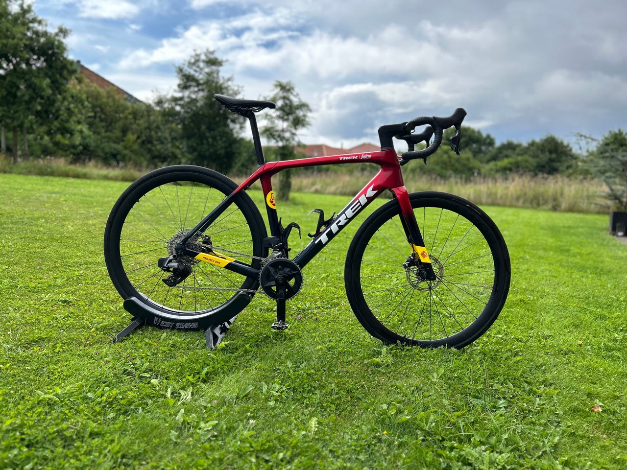 Trek Domane SLR 6 Etap Gen 4 til Landevej og Gravel (40 mm) | DBA
