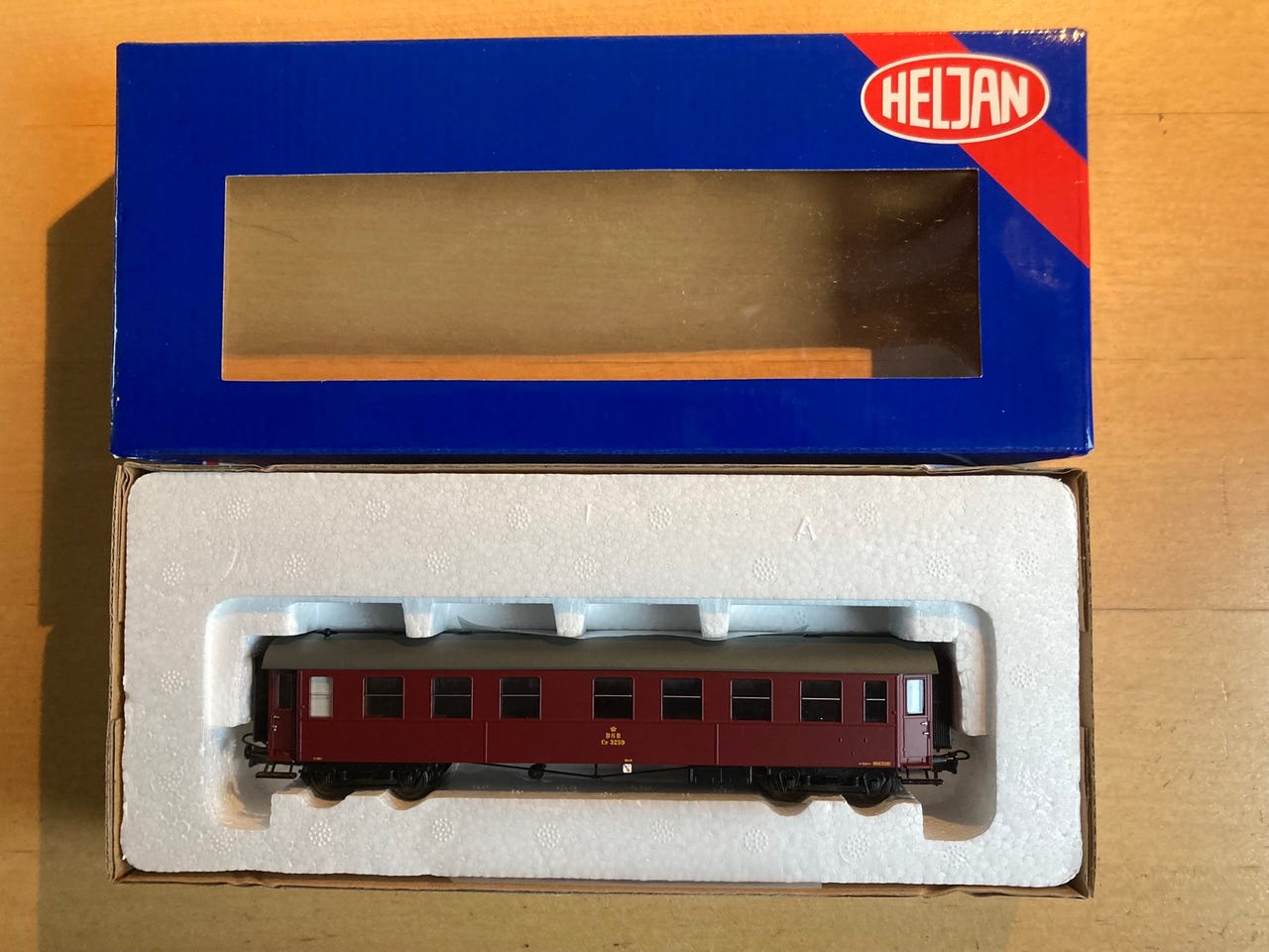 Heljan 5003 - DSB CP - personvogn - HO. | DBA