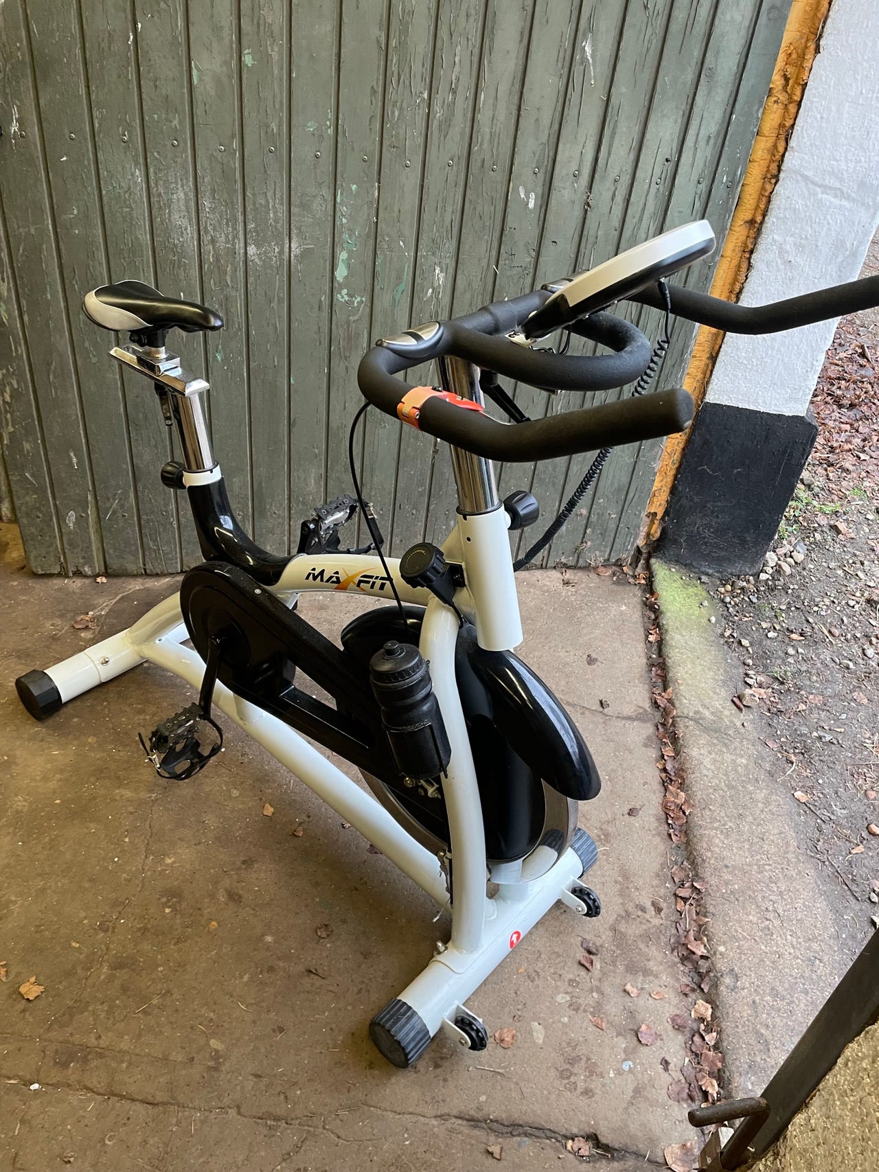 Spinning-/komdicykel med digitalt display | DBA