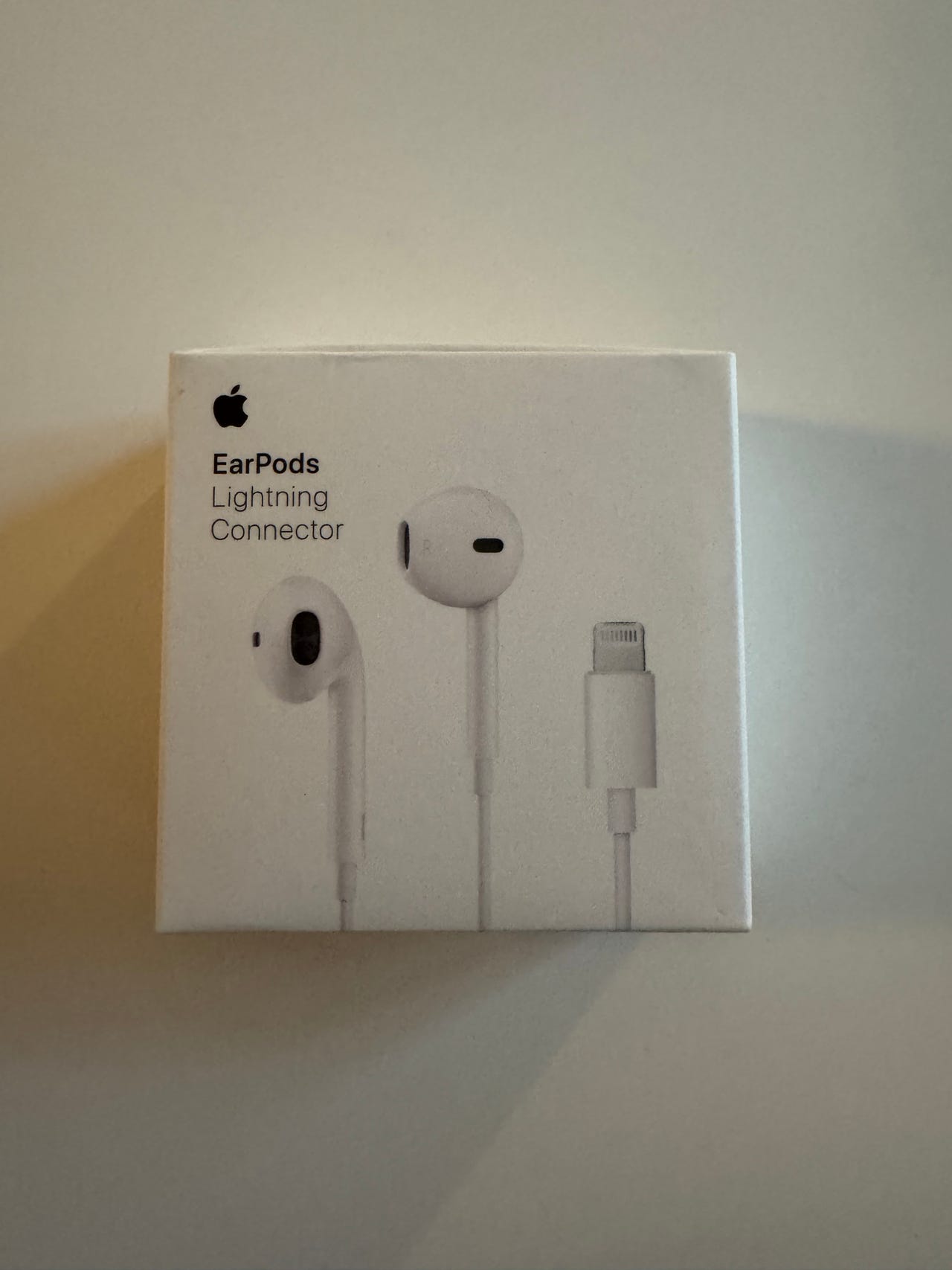 Apple EarPods (A1748) | DBA