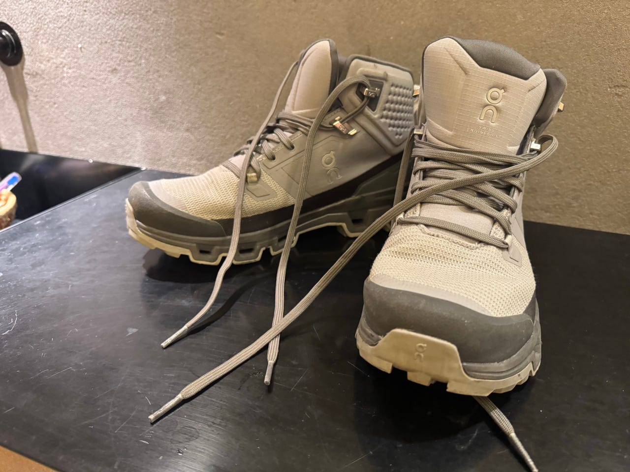 On Cloudrock 2 waterproof støvler Alloy/eclipse colour | DBA